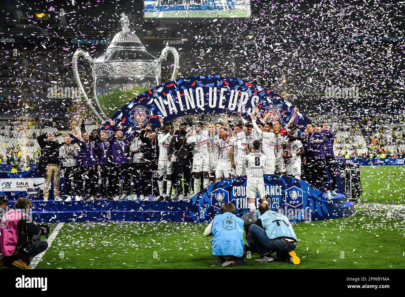 The french cup trophy hi-res stock photography and images - Alamy