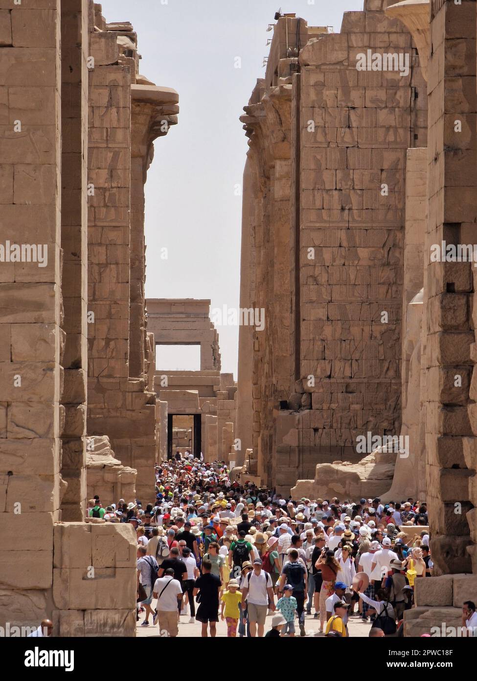 Luxor, Egypt - APril 11, 2023: The opening hour at the Great Hypostyle ...