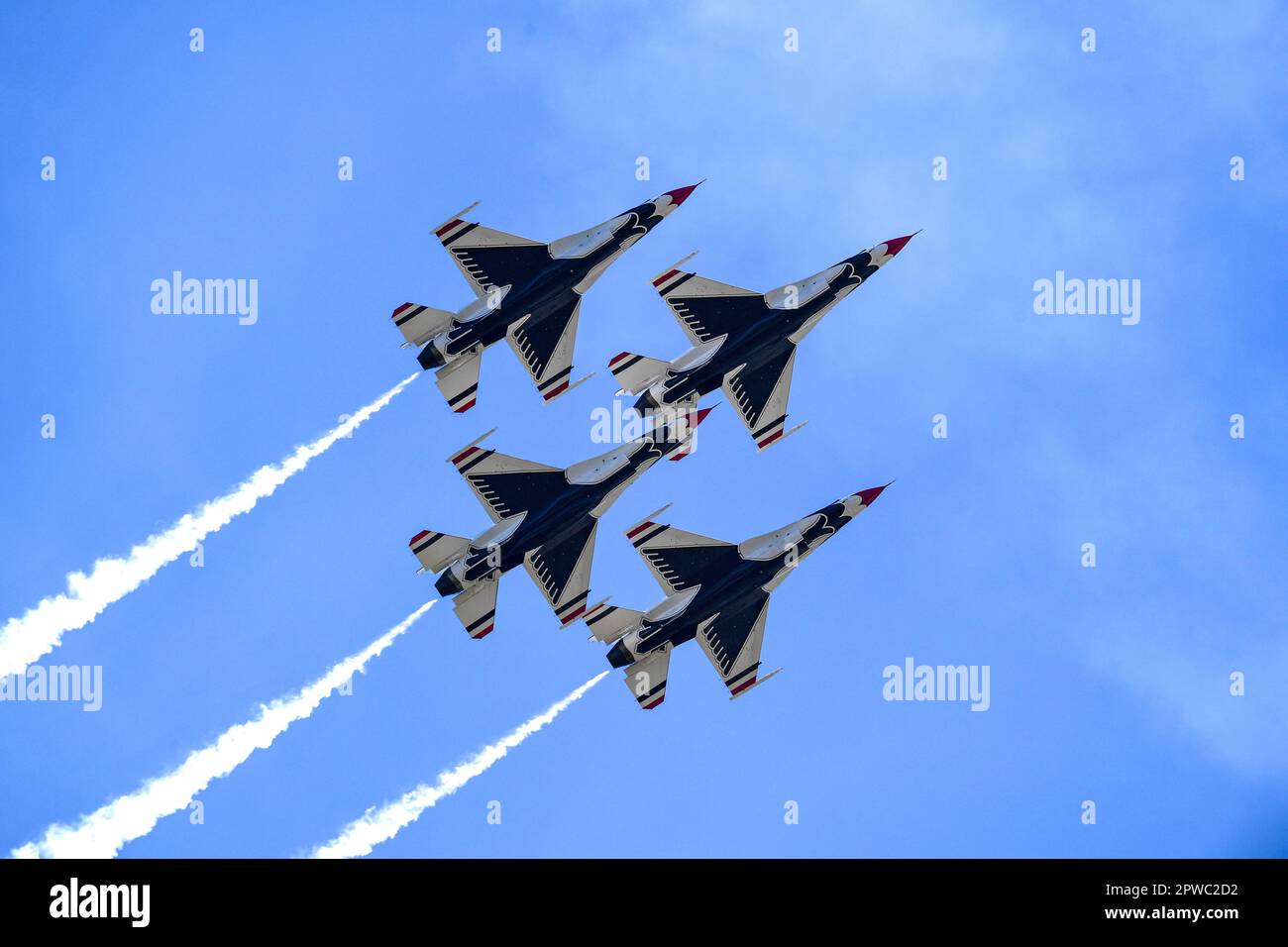 The Thunderbirds fly in diamond formation during a practice session for ...