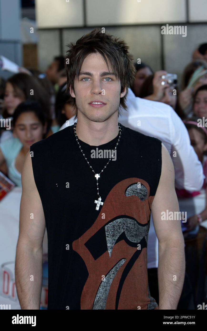 Dean Geyer at the Nickelodeon Australian Kids' Choice Awards 2007 at ...