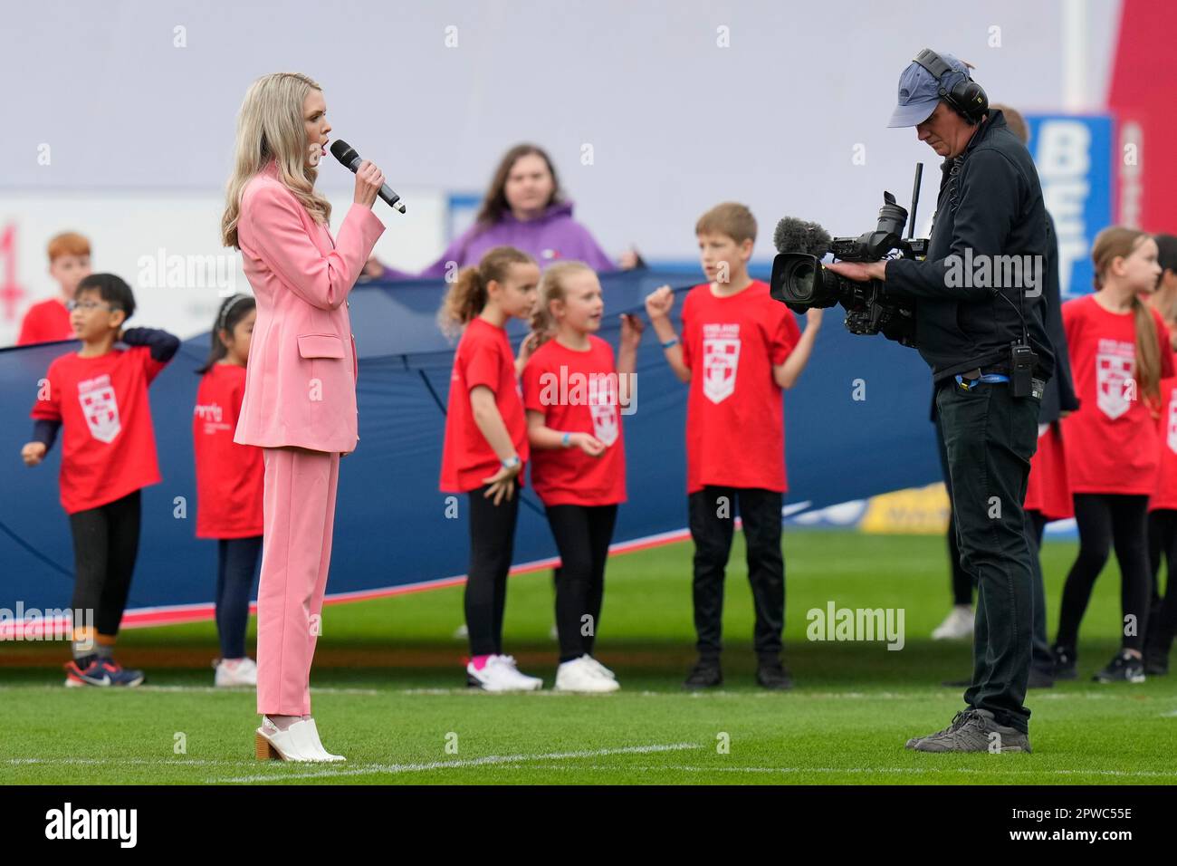 Lynne Kenning performs the National Anthem before the Mid Season ...