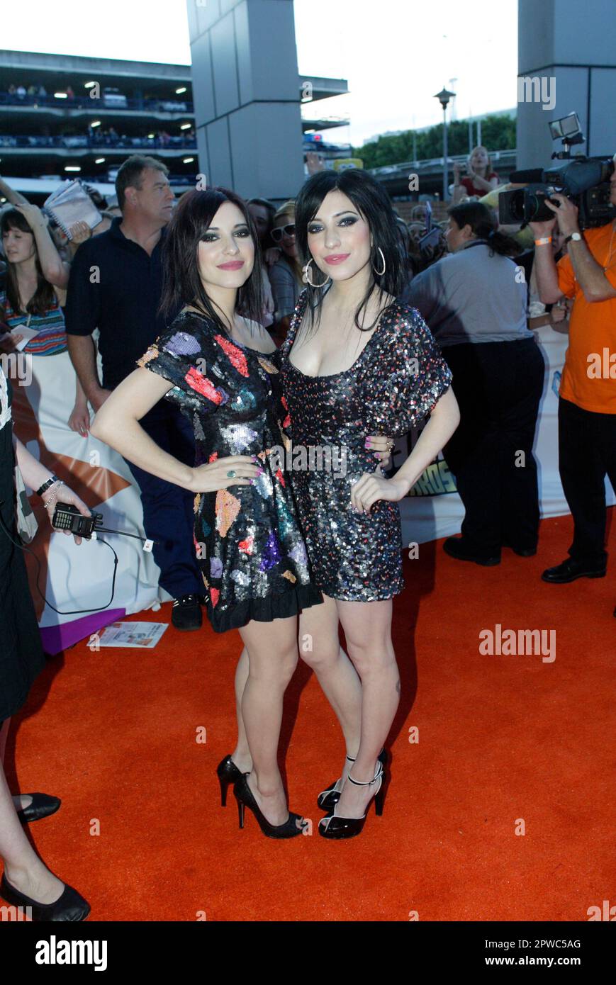 Lisa Origliasso and Jessica Origliasso of The Veronicas at the ...