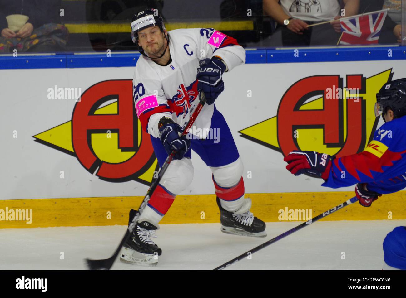 Jonathan phillips hi-res stock photography and images - Alamy