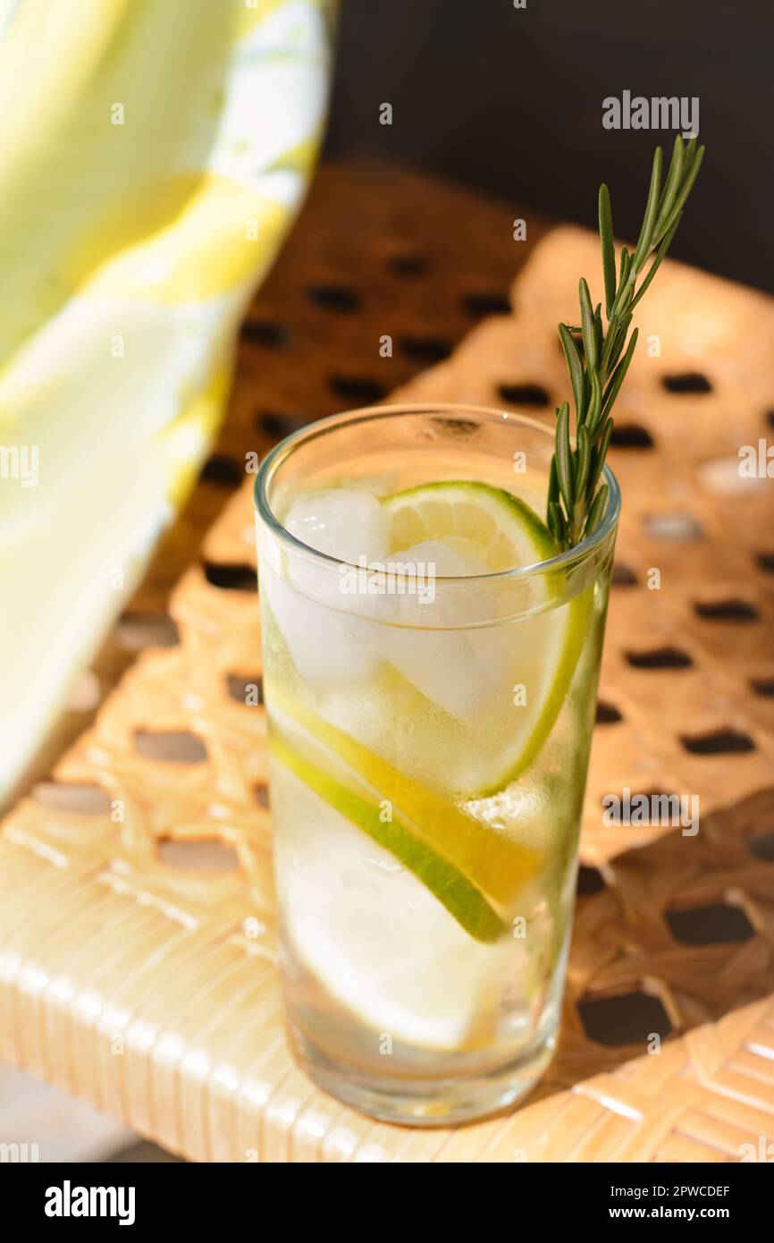 Summer refreshing lemonade drink on wicker bench Stock Photo - Alamy