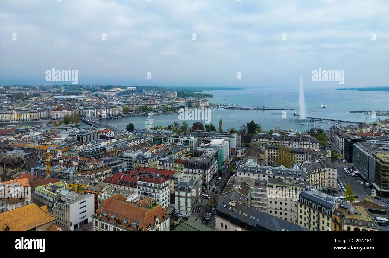 Beautiful city center of Geneva with Lake Leman Stock Photo - Alamy