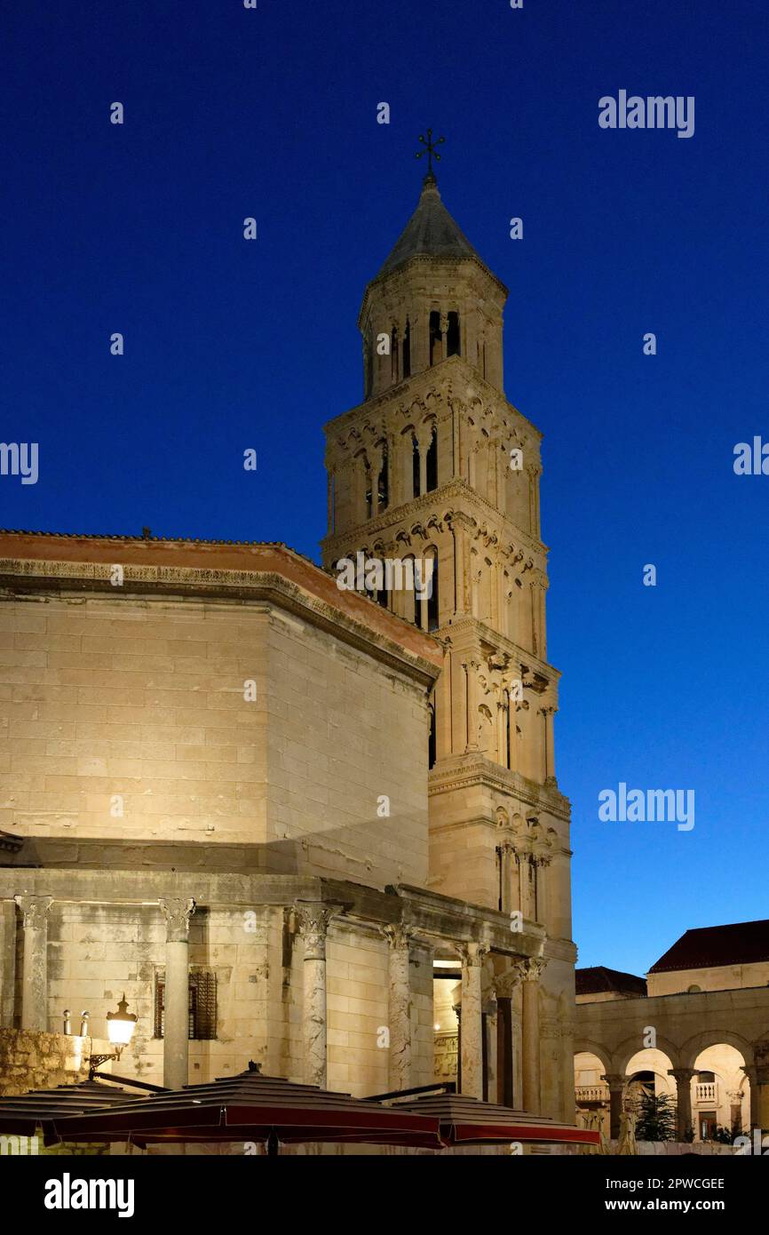 Diocletian's Palace, Tower Cathedral Sveti Duje, Blue Hour, Roman ...