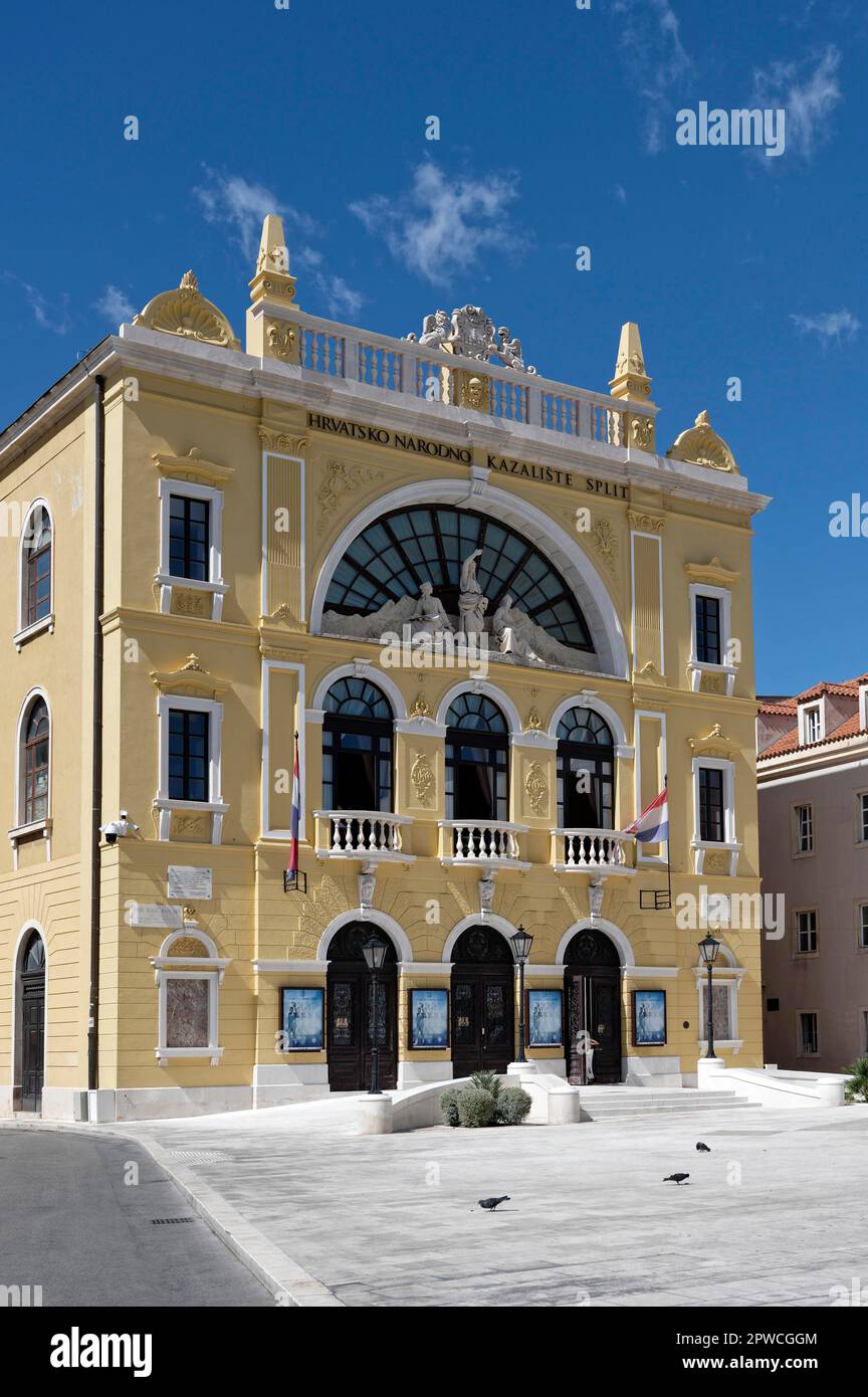 Trg Gaje Bulata, National Theatre, Split, Splitsko-Dalmatinska, Croatia ...