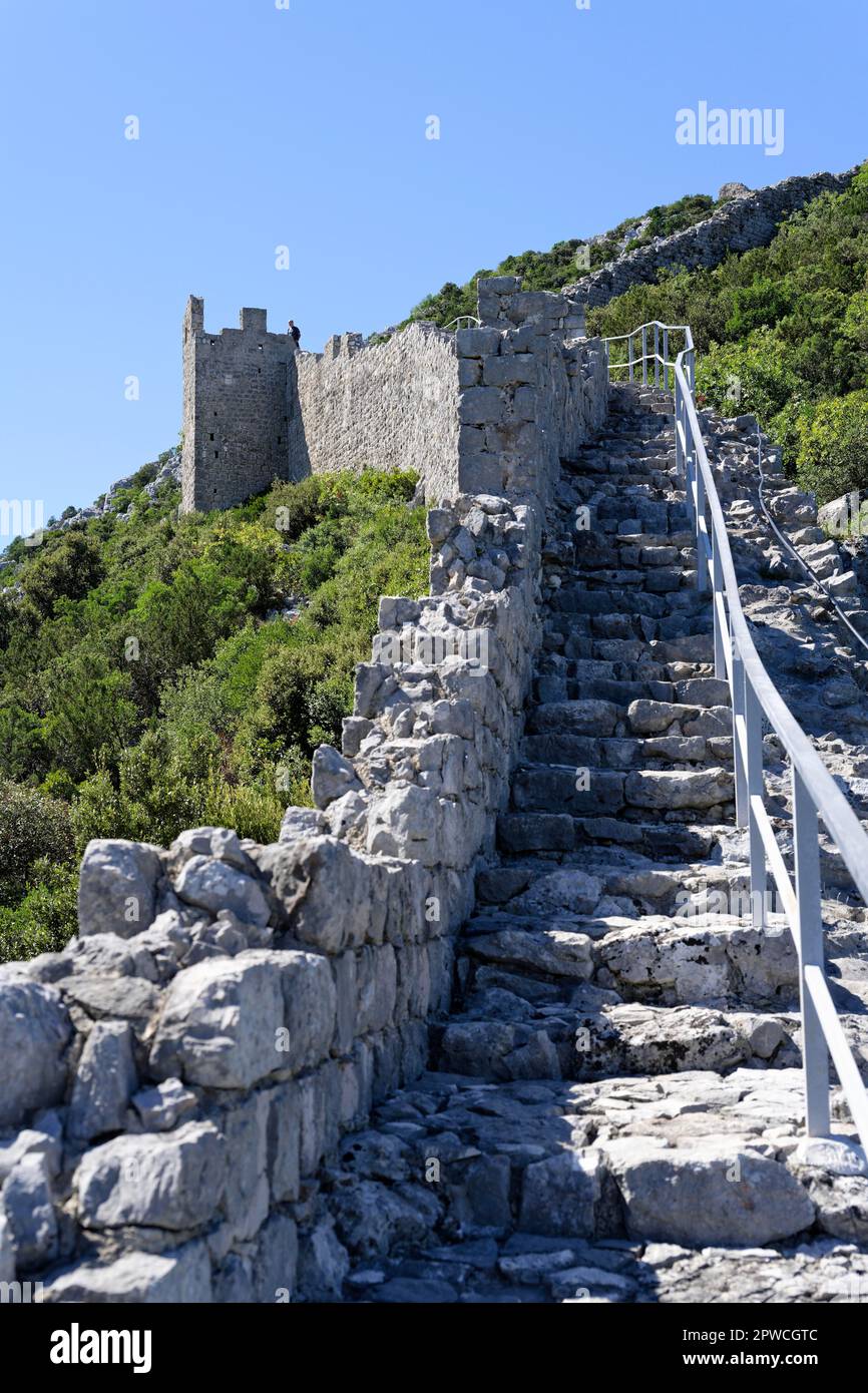 Fortress Wall, Mali Ston, Dubrovacko-Neretvanska, Croatia Stock Photo ...
