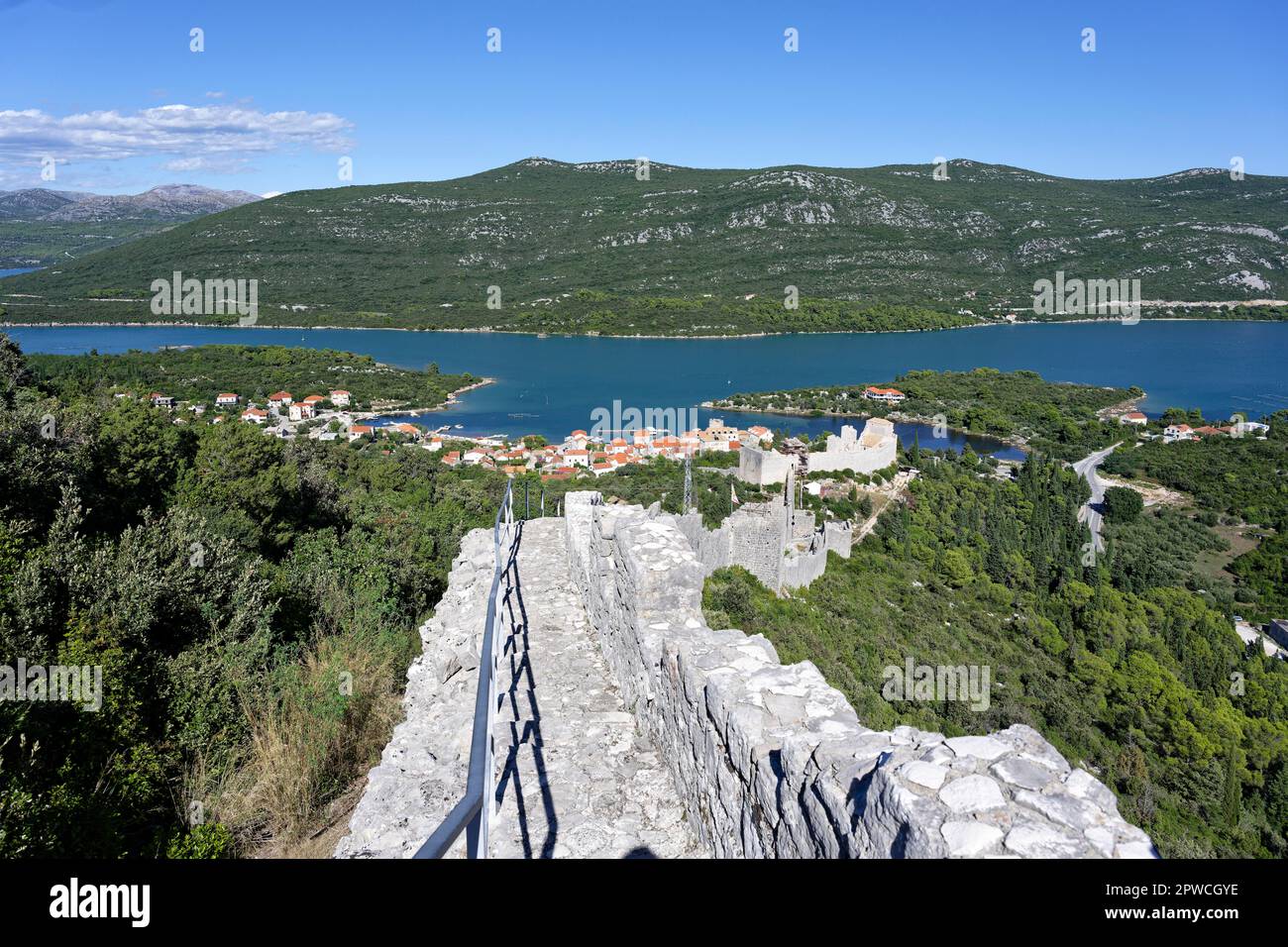 Ston castle hi-res stock photography and images - Alamy