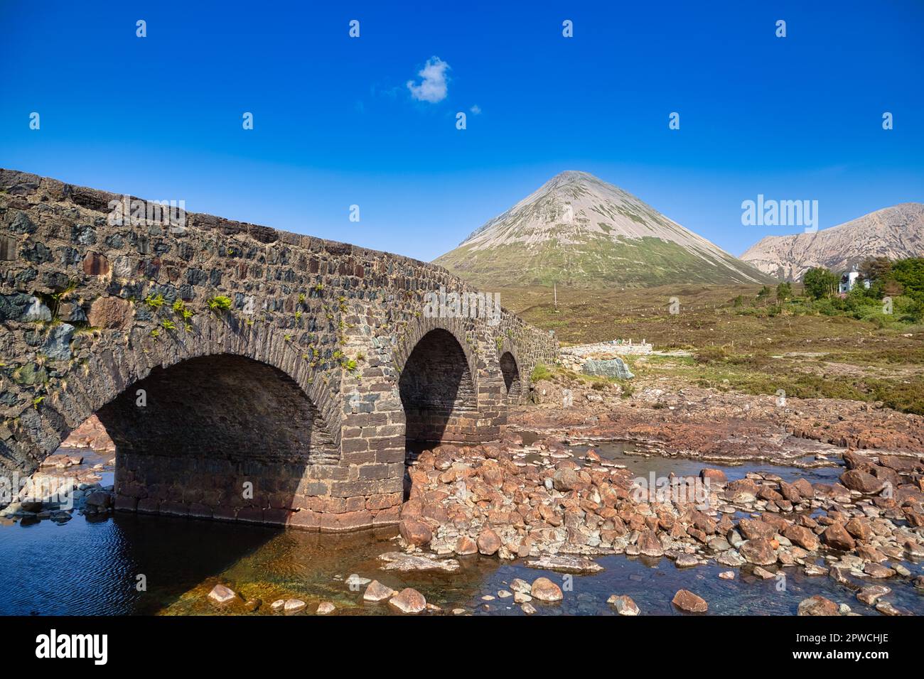 Sligachan, old stone bridge, Isle of Skye, Inner Hebrides, Scotland ...