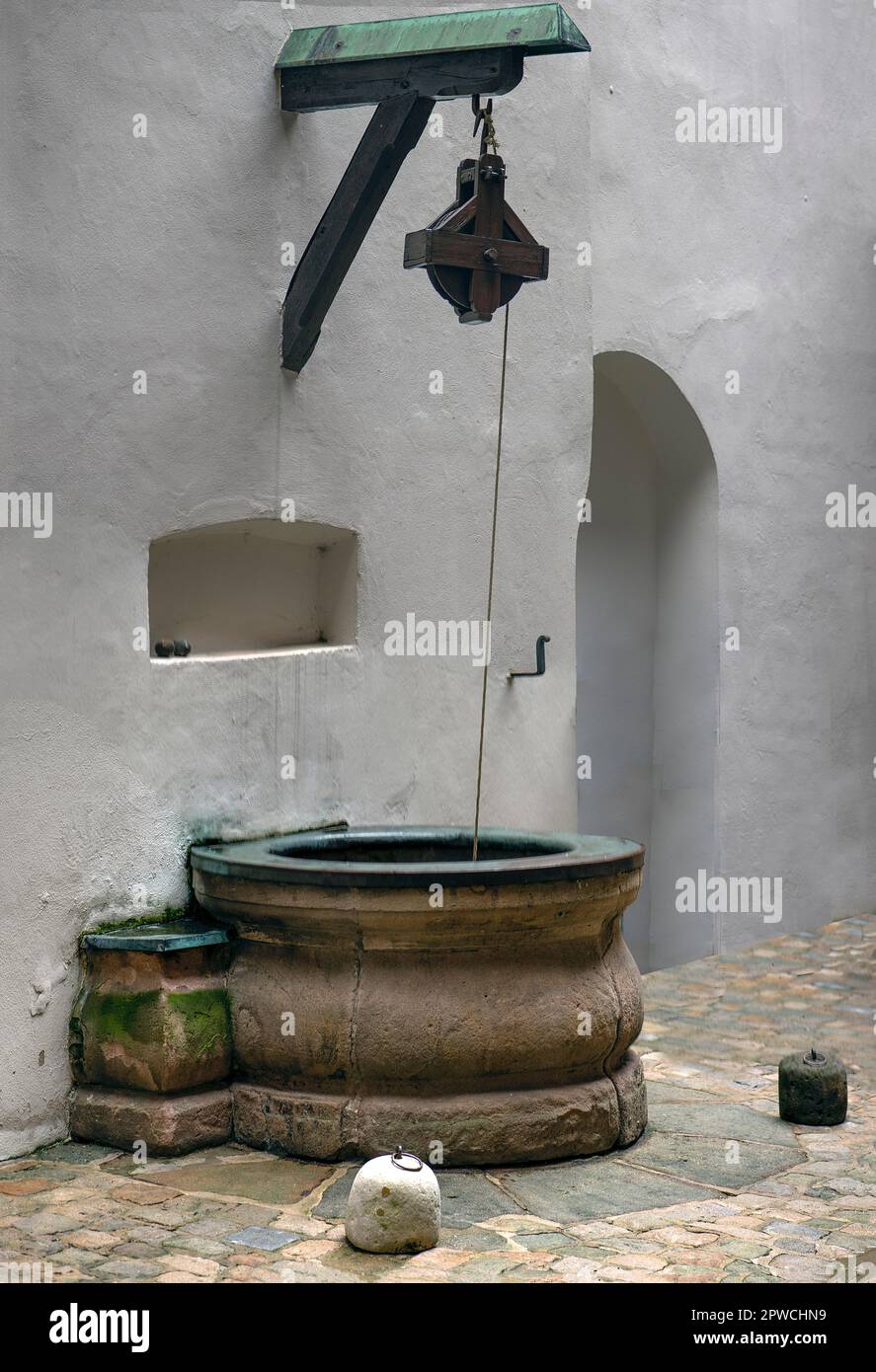 Historical draw well in the courtyard of the Femobaus, 16th century ...