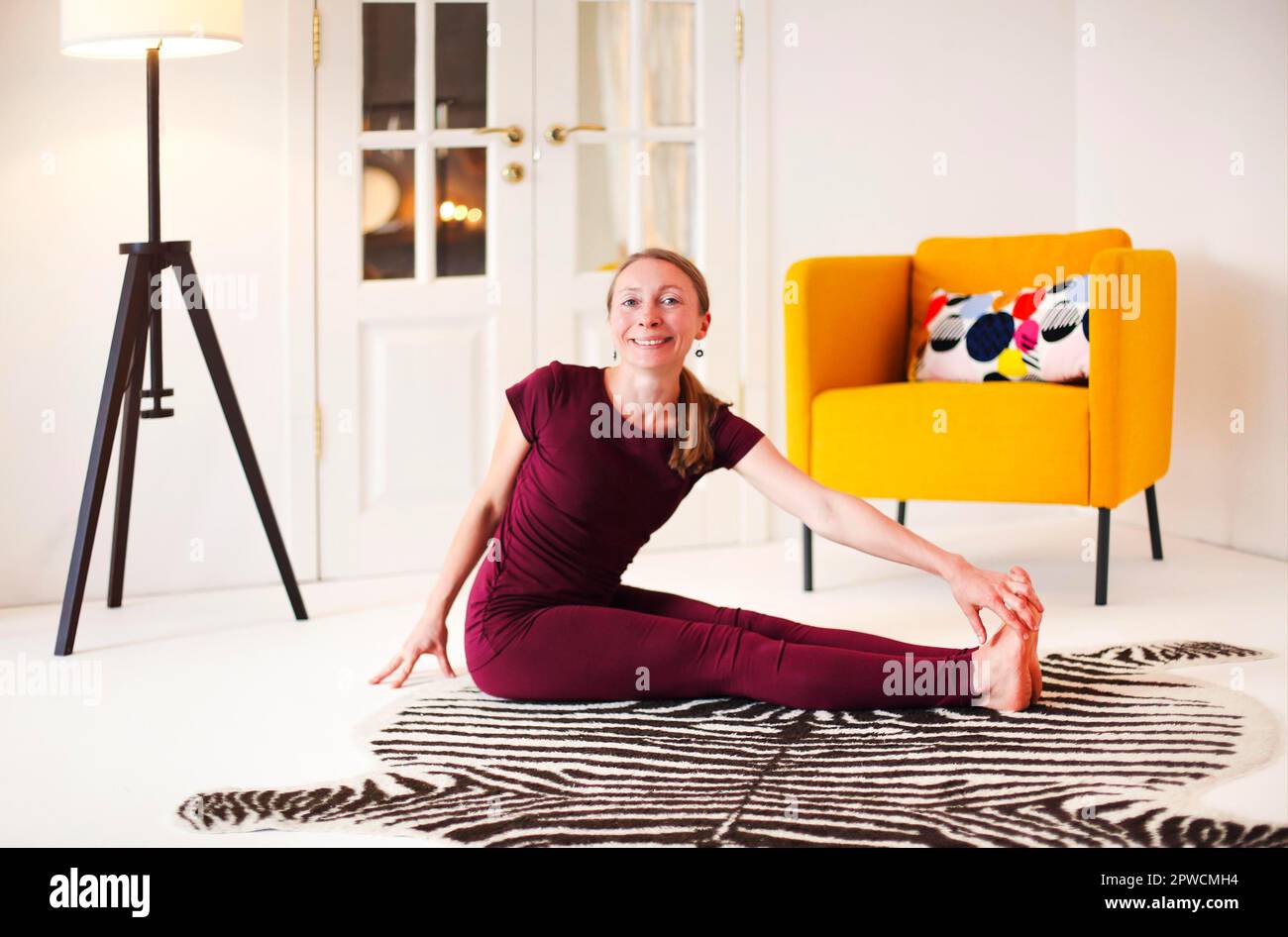 Firefly pose hi-res stock photography and images - Alamy