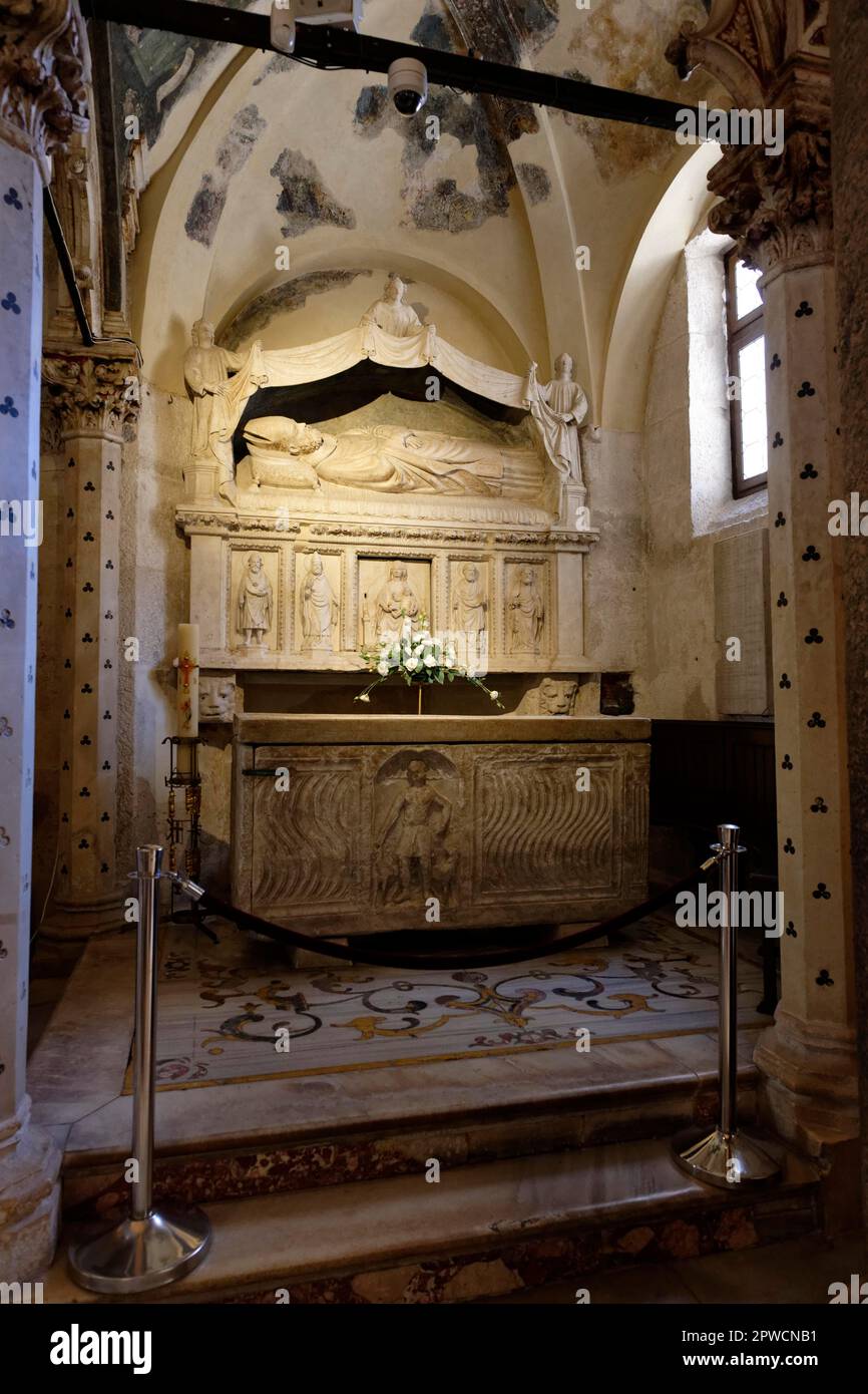Diocletian's Palace, Sveti Duje Cathedral, Tomb, Interior View, Roman ...