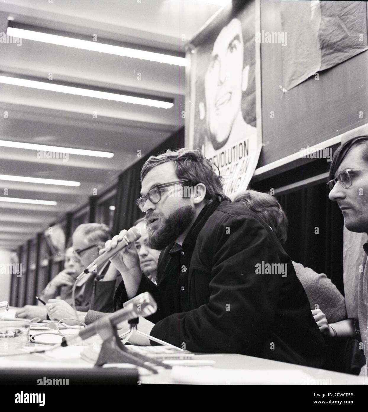 Personalities from politics, economy and culture from the years 1965-71 ...