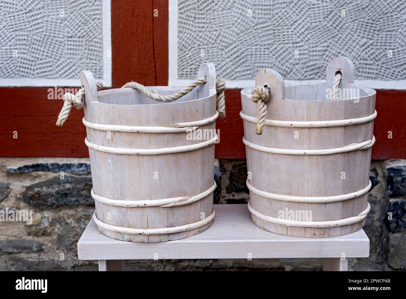 Handmade wooden buckets, house of carpenter Heck from Friedensdorf ...