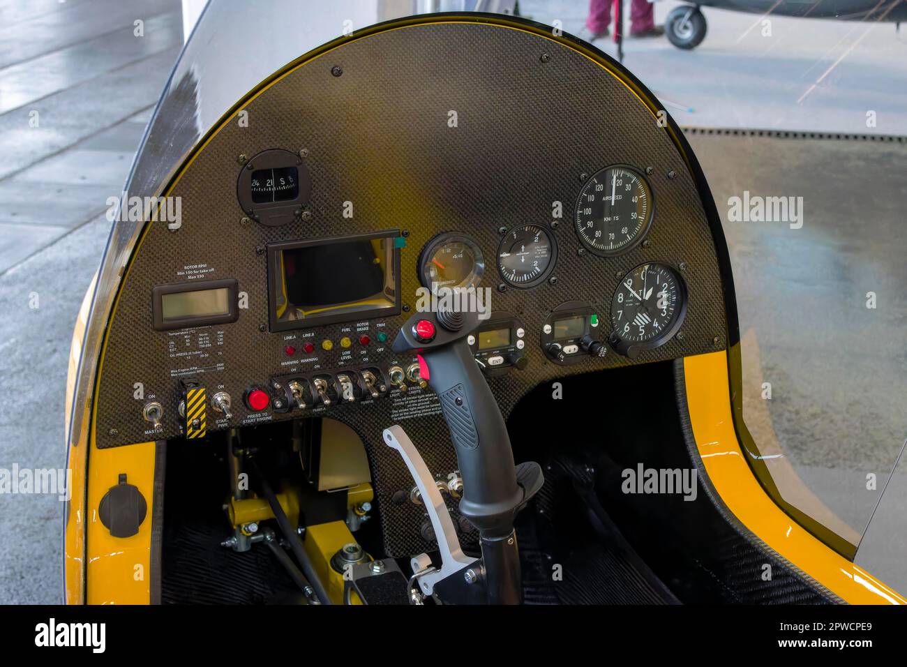 Classic pilot instrument panels (instrument unit) with clocks in the ...