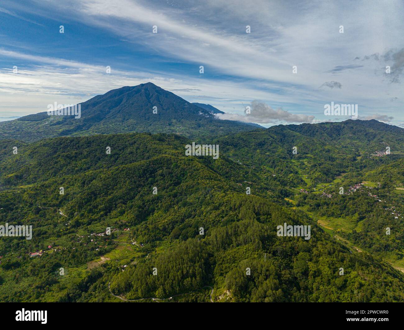 Mountain range slopes rainforest sumatra hi-res stock photography and ...