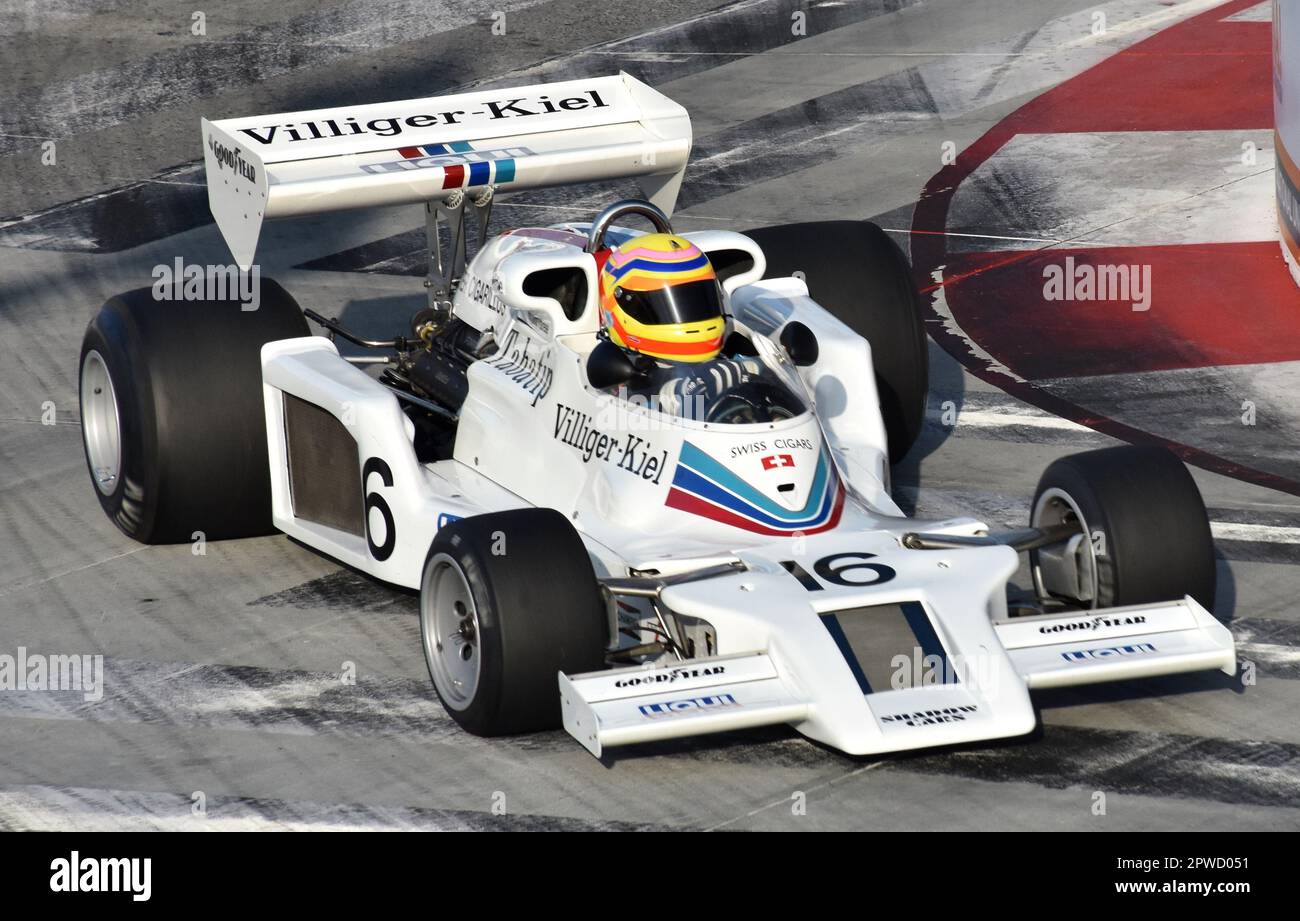 The Shadow DN8 at the Long Beach Grand Prix, driven by Riccardo Patrese in the 1977 F1 season ...