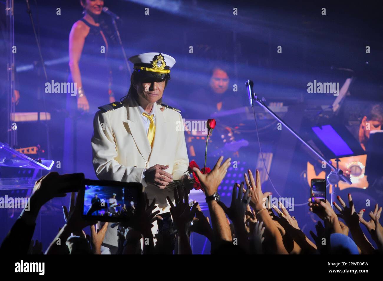 Birthday of roberto carlos hi-res stock photography and images - Alamy