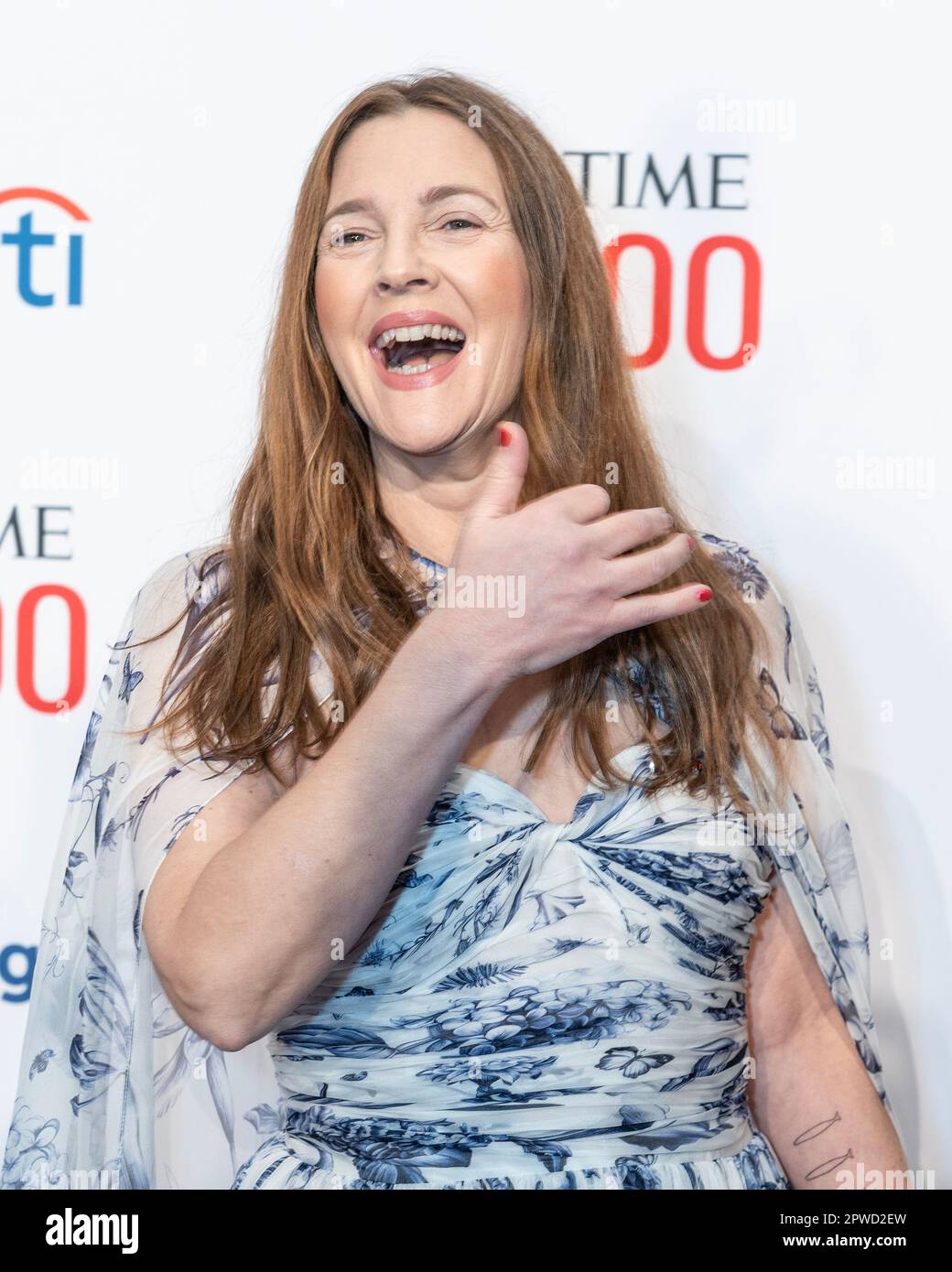 New York, United States. 26th Apr, 2023. Drew Barrymore wearing dress ...