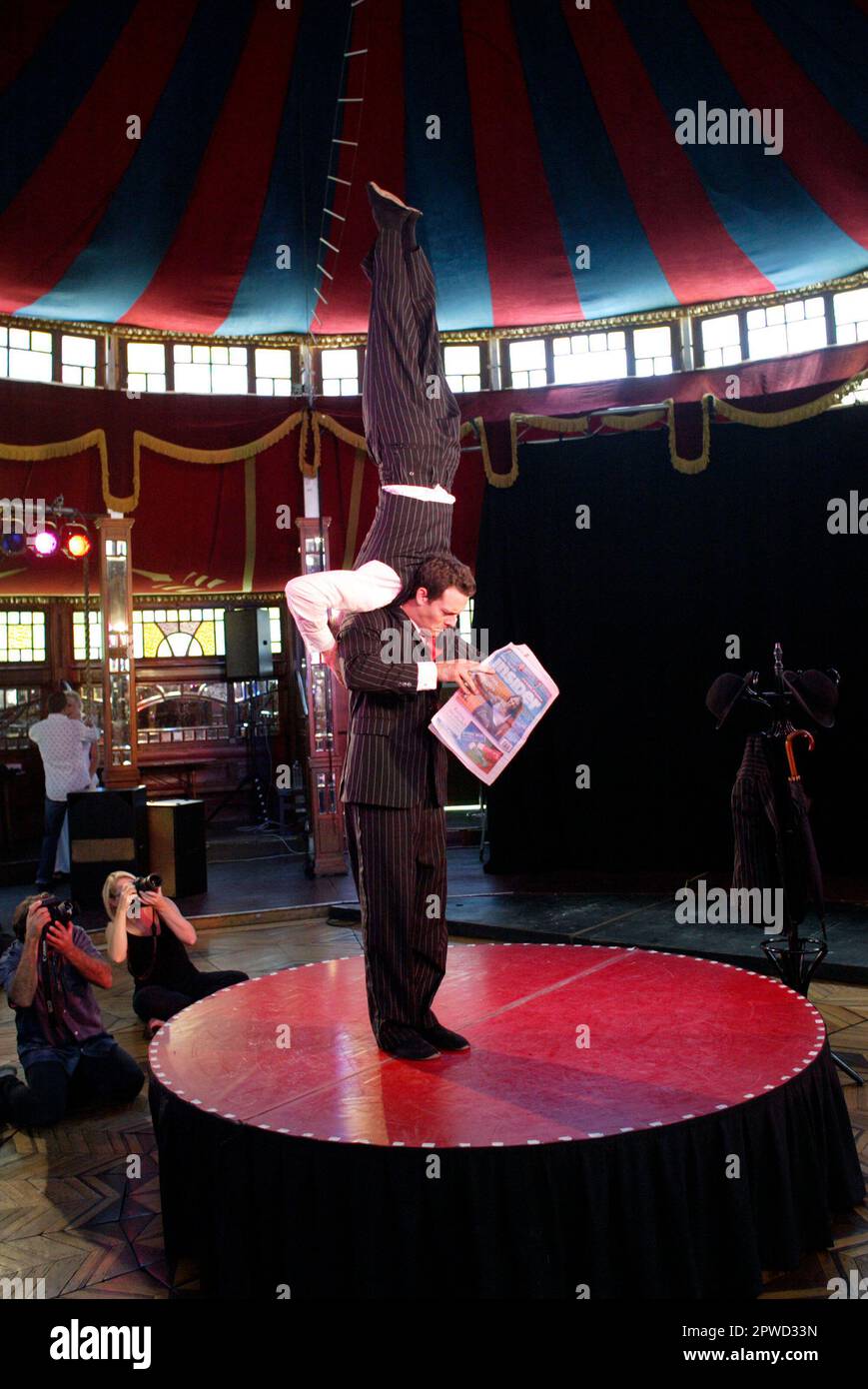 The ‘English Gents’ acrobats of the La Clique (burlesque cabaret) event ...