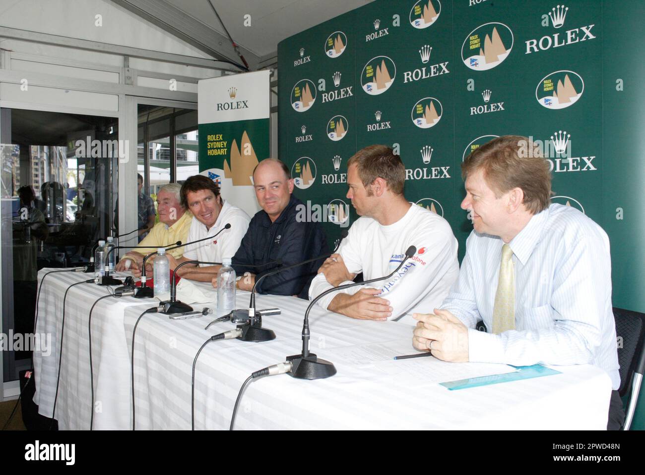 Sydney hobart yacht race 1998 hi-res stock photography and images - Alamy