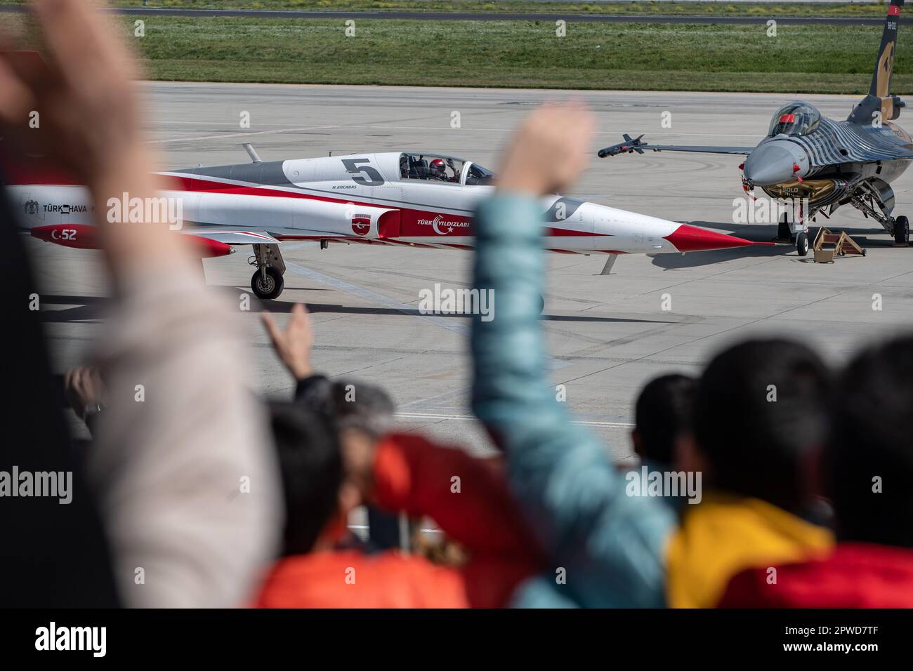Istanbul, Turkey. 28th Apr, 2023. Turkish Air Force's aerobatic show ...