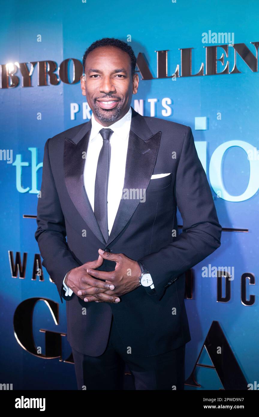 Atlanta Mayor Andre Dickens arrives at theGrio’s Washington D.C. Gala ...