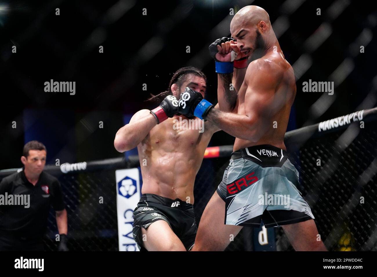 Josh quinlan hi-res stock photography and images - Alamy