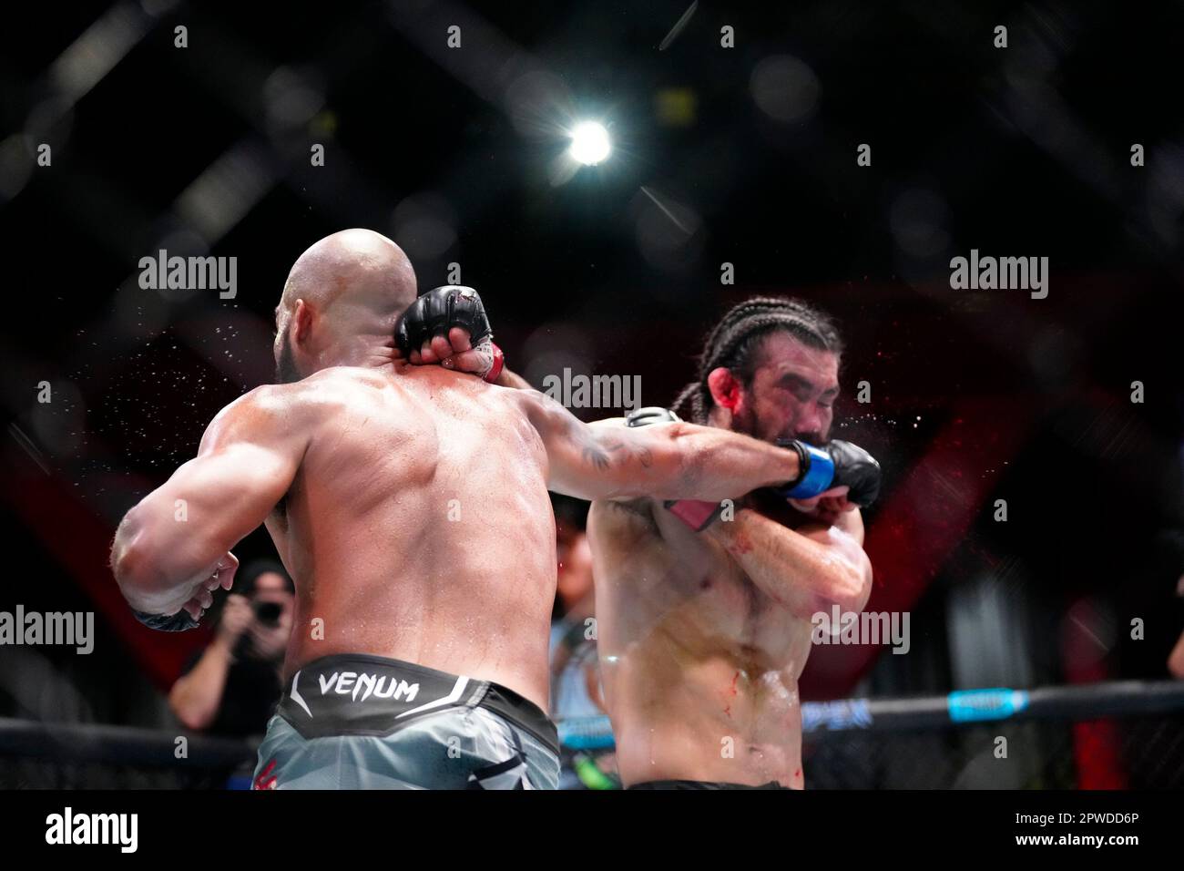 LAS VEGAS, NV - April 29: Josh Quinlan and Trey Waters fight in a ...
