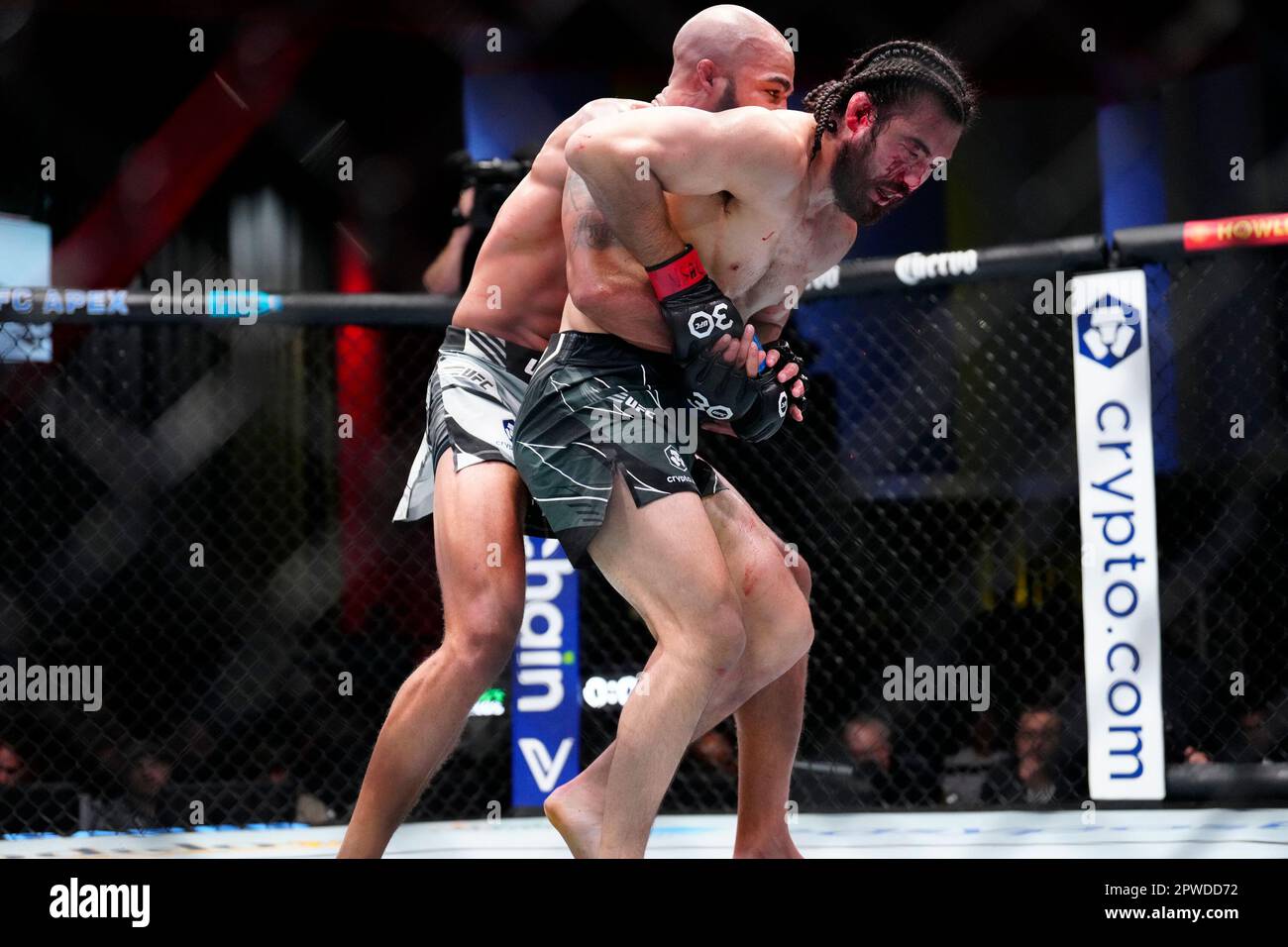 LAS VEGAS, NV - April 29: Josh Quinlan and Trey Waters fight in a ...