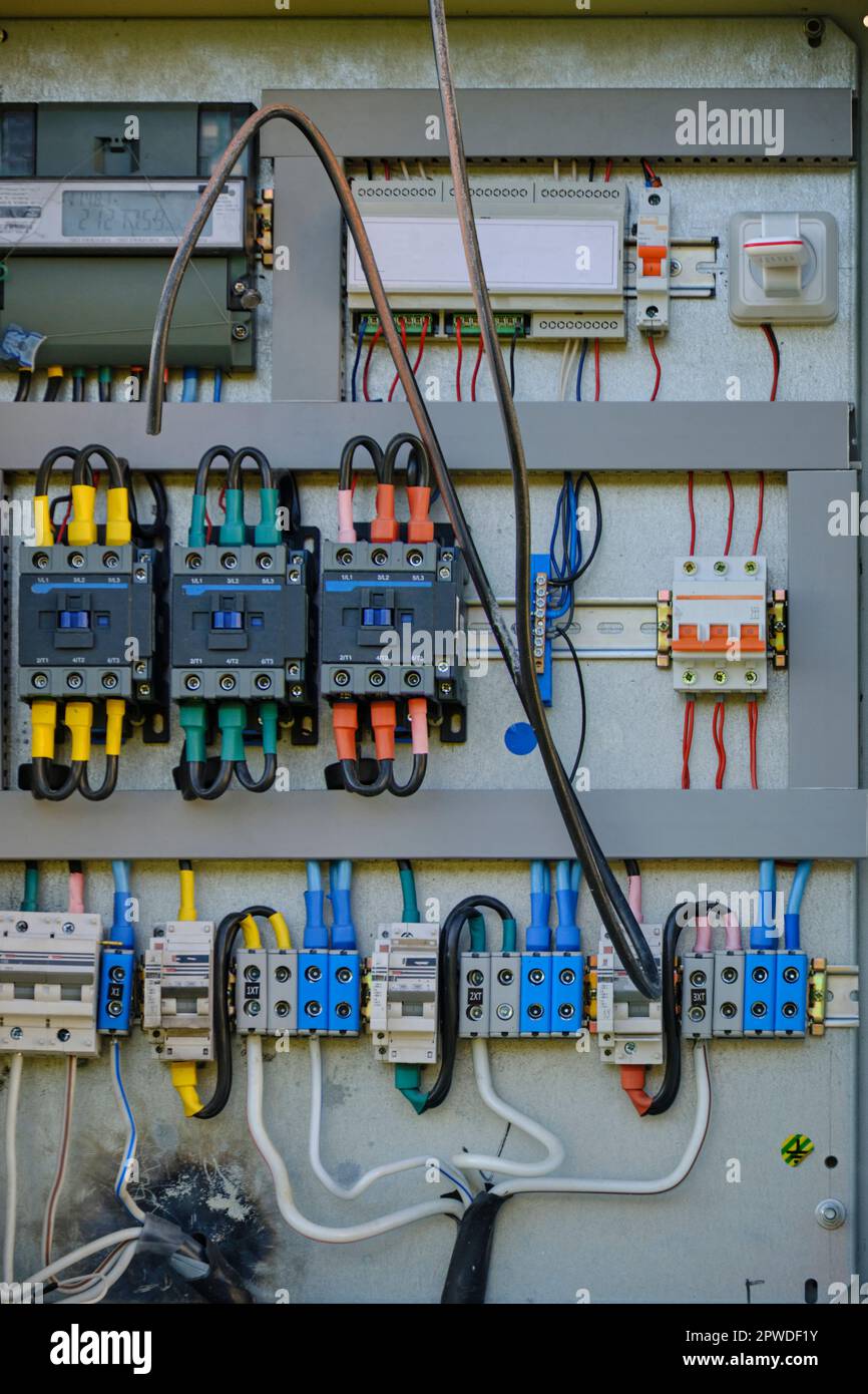 Burnt wiring fuse hi-res stock photography and images - Alamy