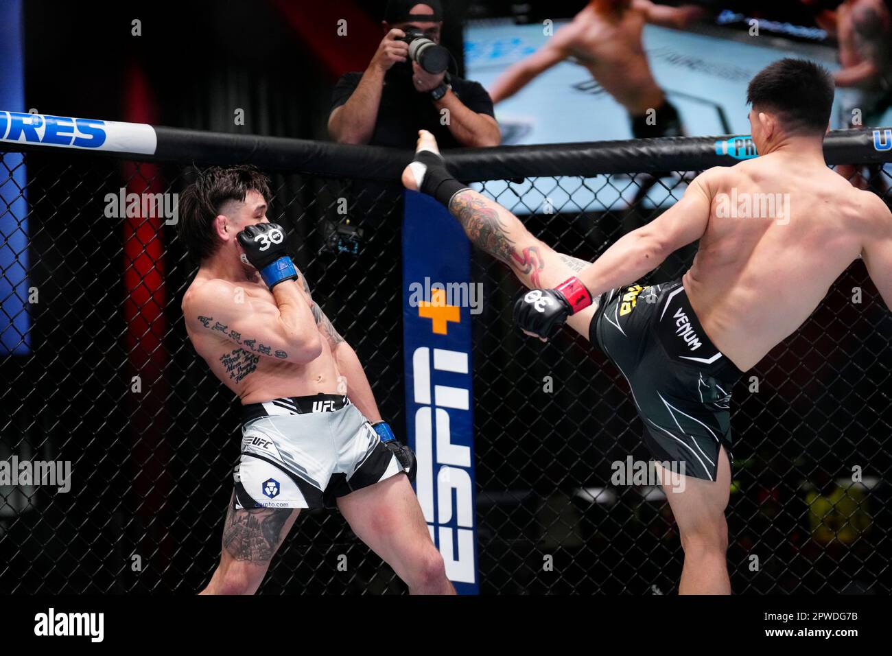 LAS VEGAS, NV - April 29: Song Yadong and Ricky Simon fight in a ...