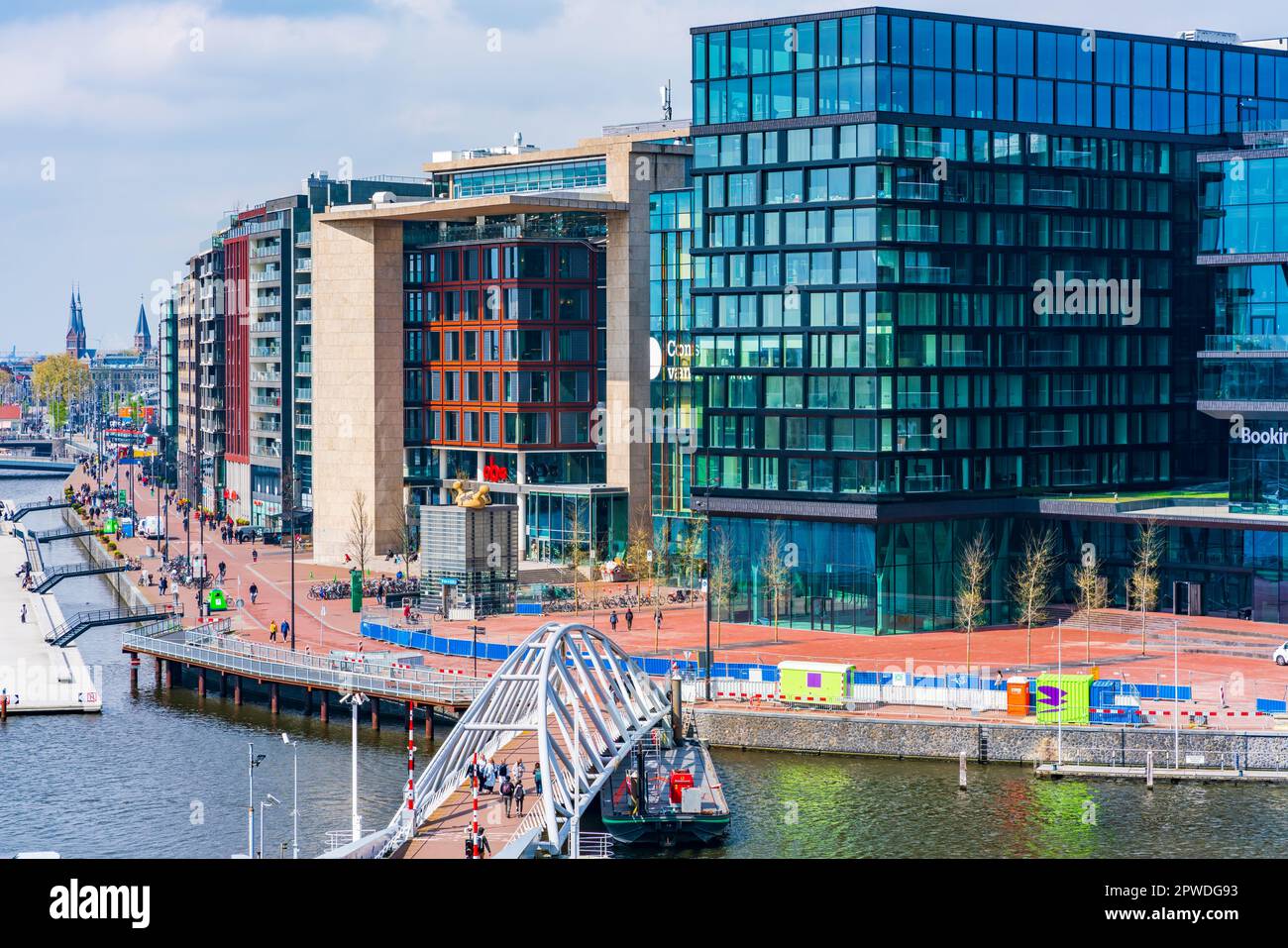 AMSTERDAM, HOLLAND - APRIL 18 2023:View of Oosterdockskade (Eastern ...