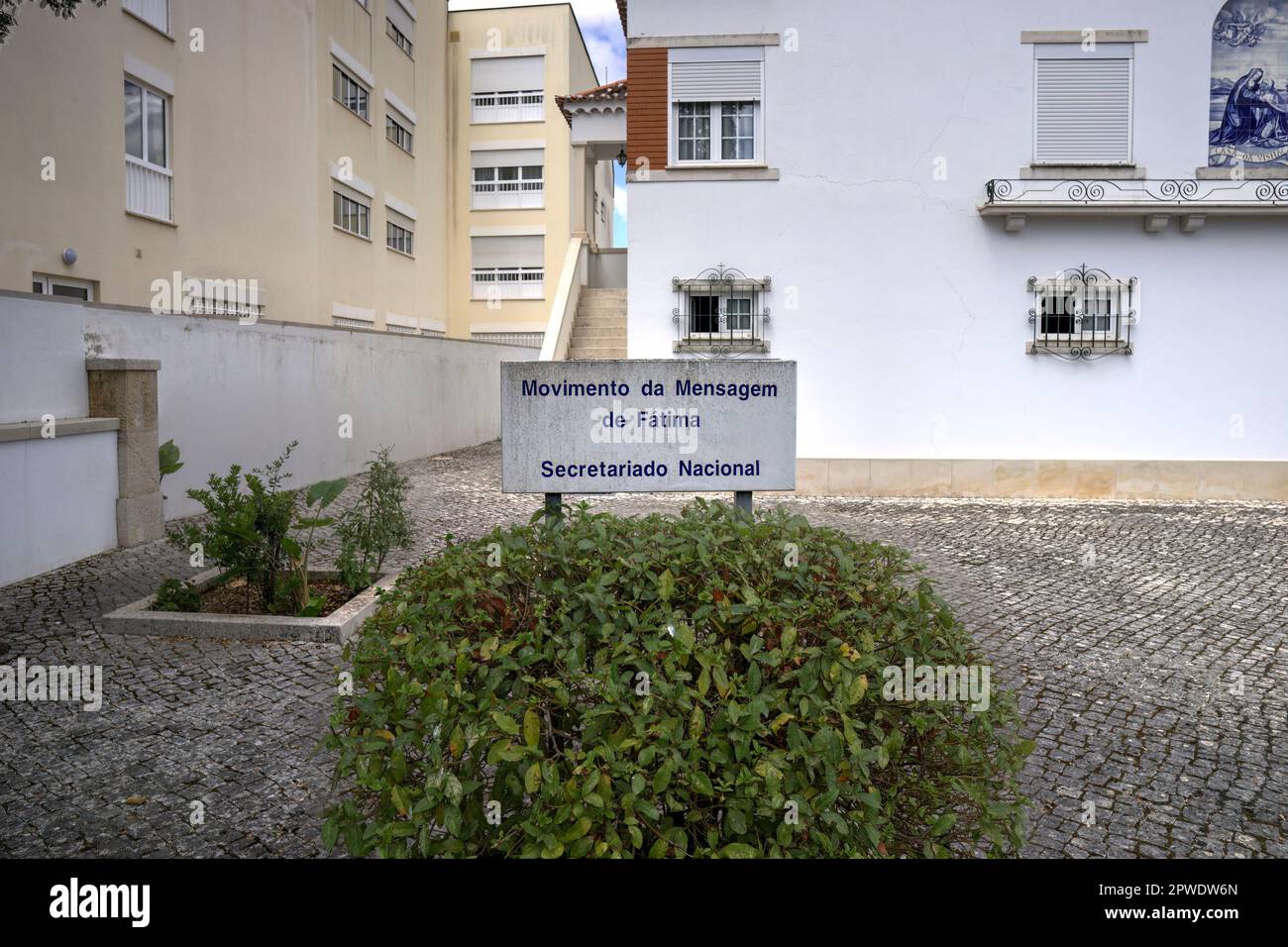 Movimento cultural hi-res stock photography and images - Alamy