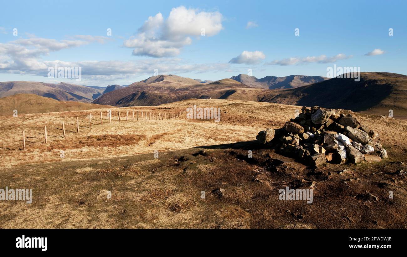 The view from Blake Fell summit, in the English Lake District Stock ...