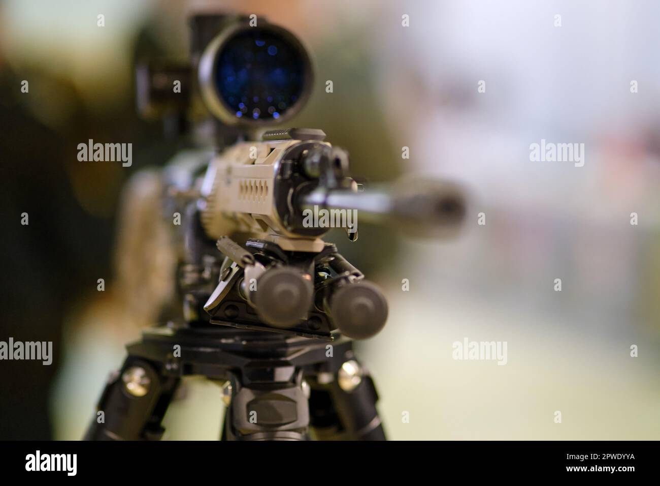 Optical sight on a sniper rifle. Optical sight on the weapon Stock ...