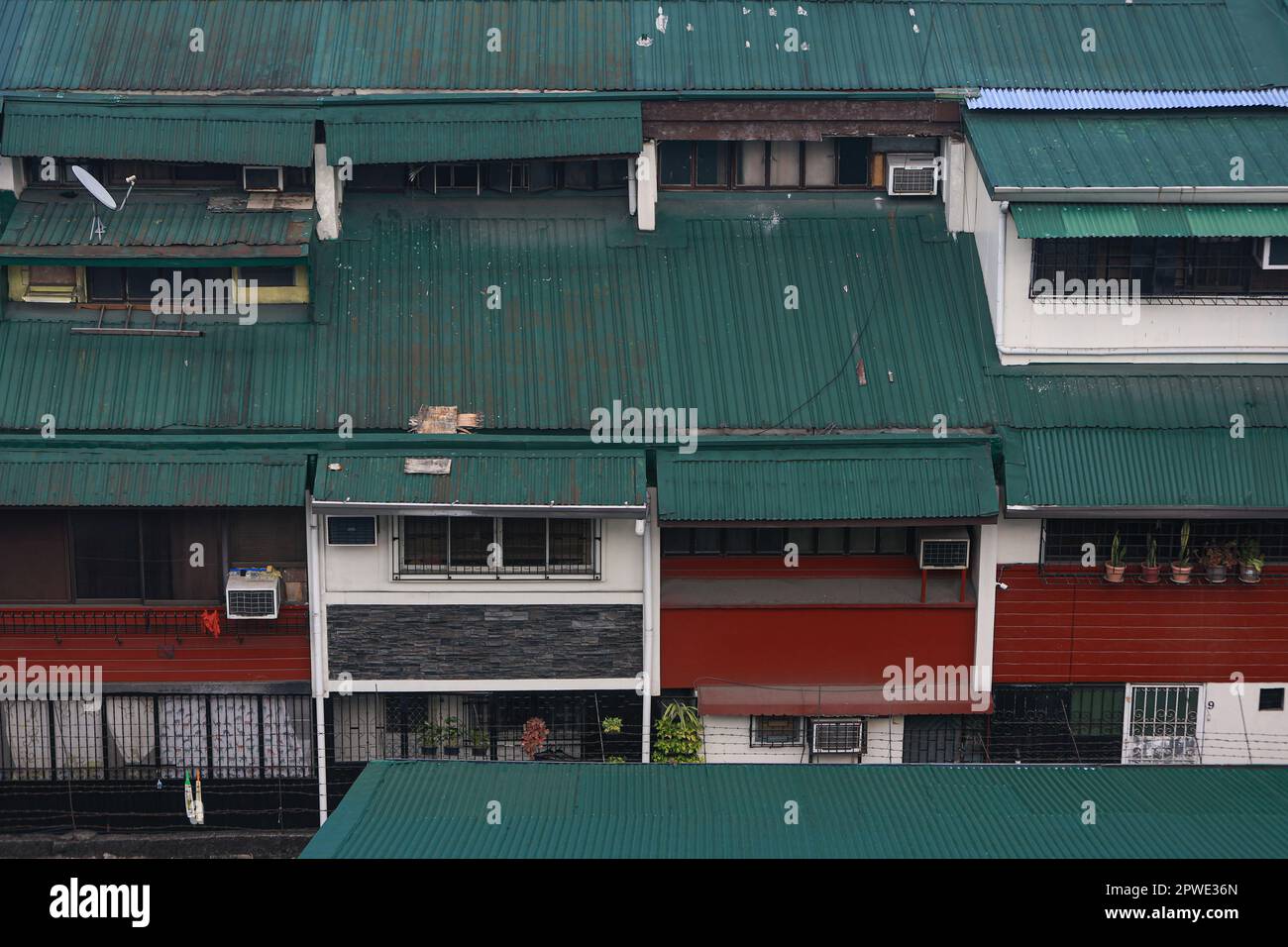 Metro Manila, Manila, The Philippines. 30th Apr, 2023. Houses built ...