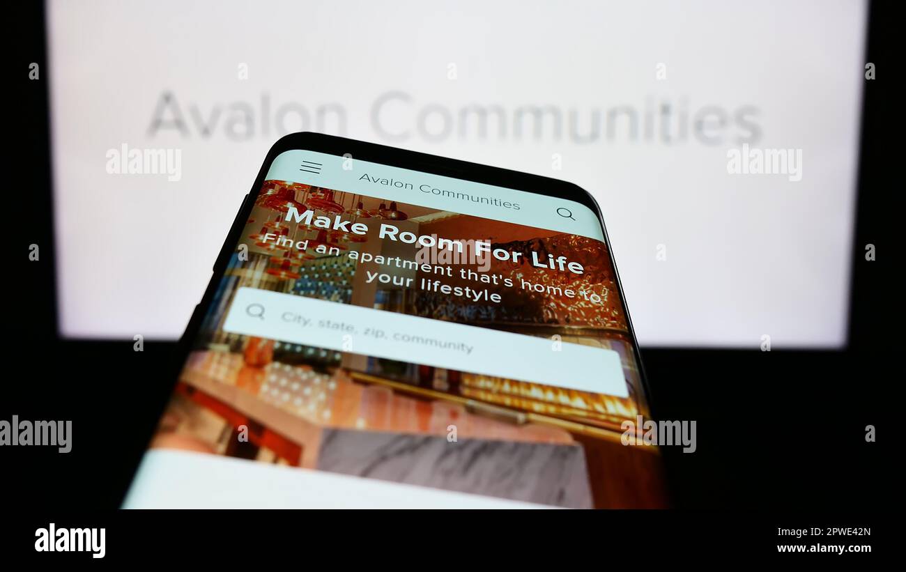 Avalonbay logo hi-res stock photography and images - Alamy