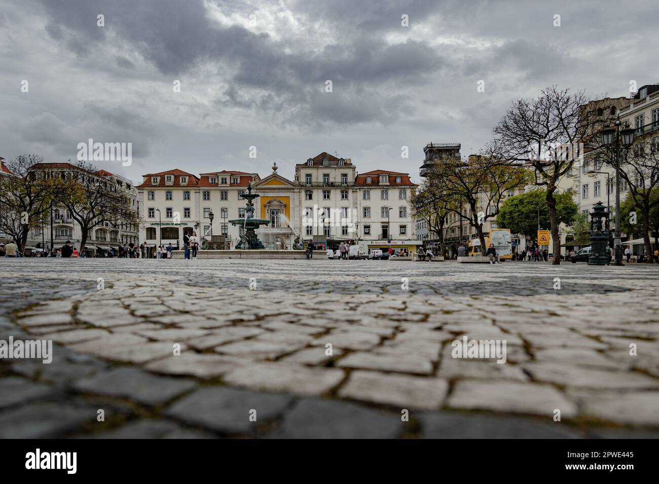 Lisbon square floor hi-res stock photography and images - Alamy