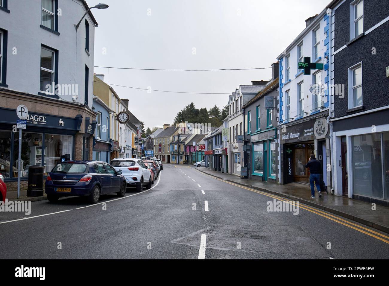 Donegal street hi-res stock photography and images - Alamy