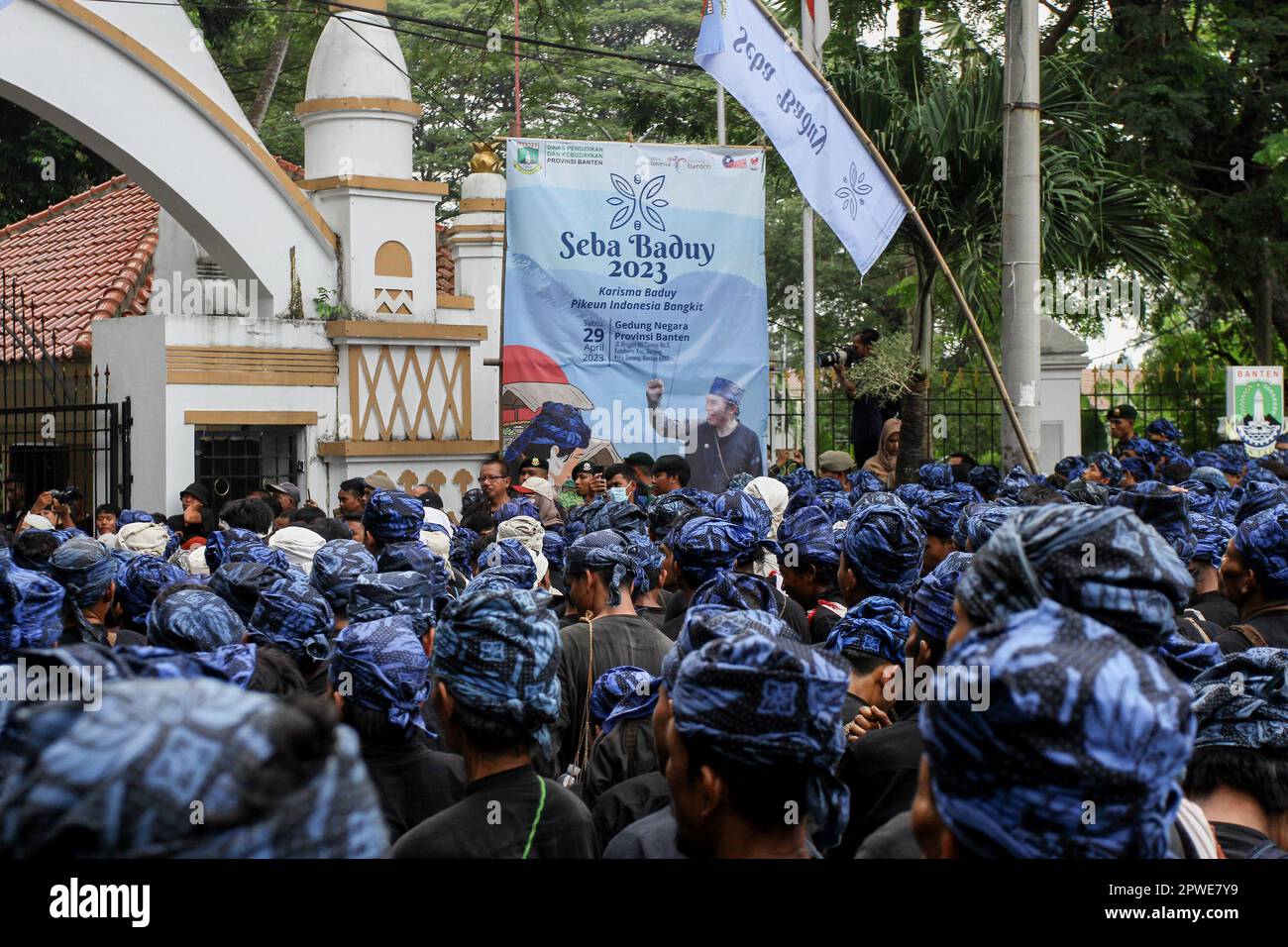 Serang, Indonesia. 29th Apr, 2023. Baduy people participate in a series ...
