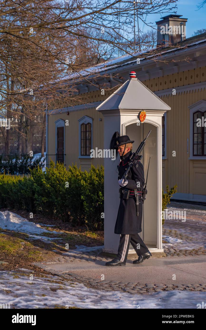 Soldier guard walking in front of the royal palace in Oslo, Norway ...