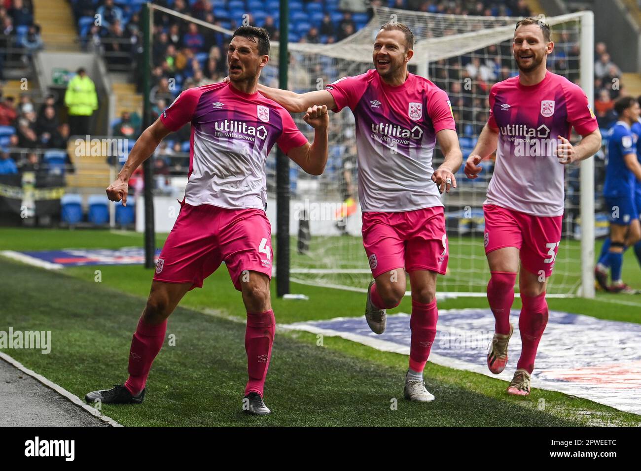 Matty Pearson #4 of Huddersfield Town celebrates his goal to make it 0 ...