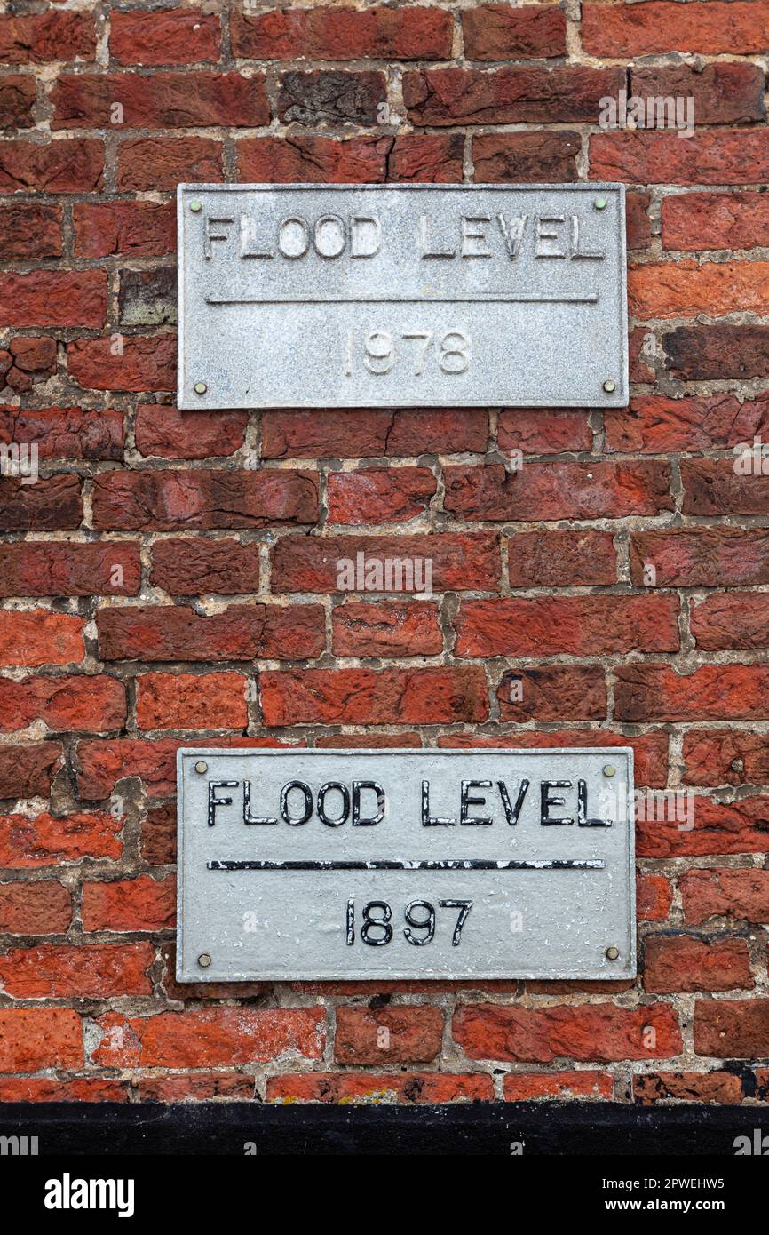 Flood level markers hi-res stock photography and images - Alamy