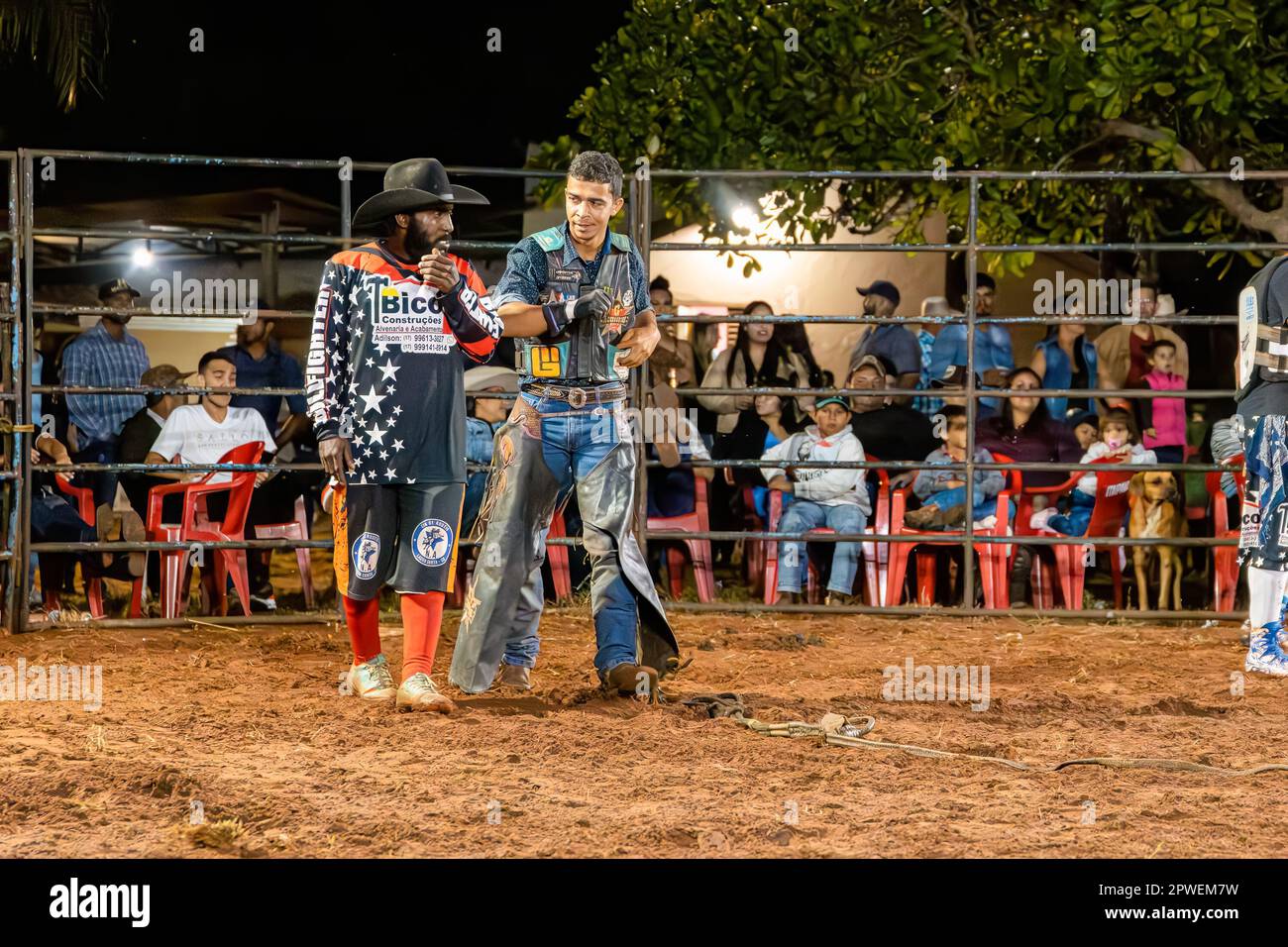 Itaja, Goias, Brazil - 04 21 2023: rodeo rider standing in the arena ...