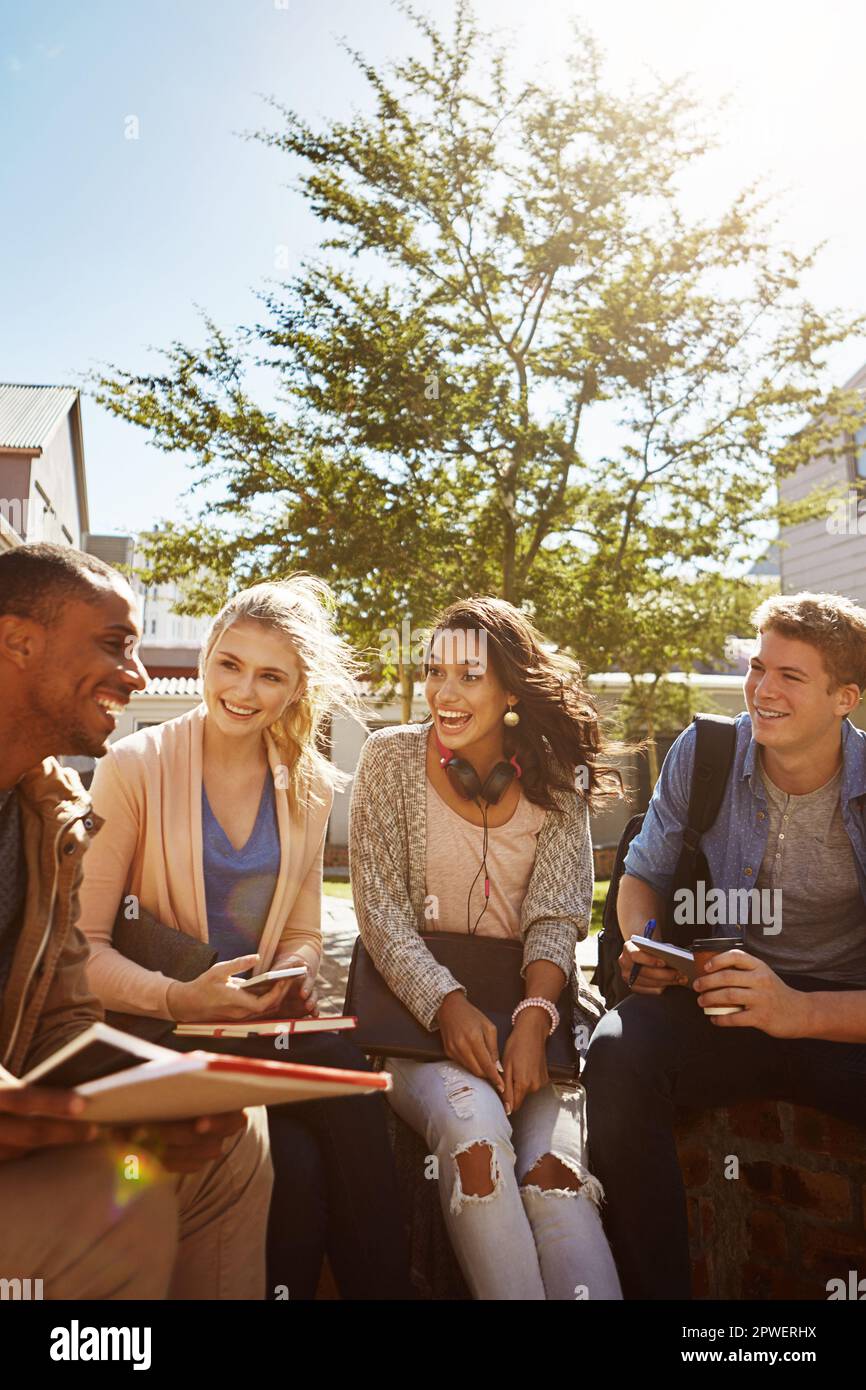 Diverse female students outdoor studying hi-res stock photography and ...