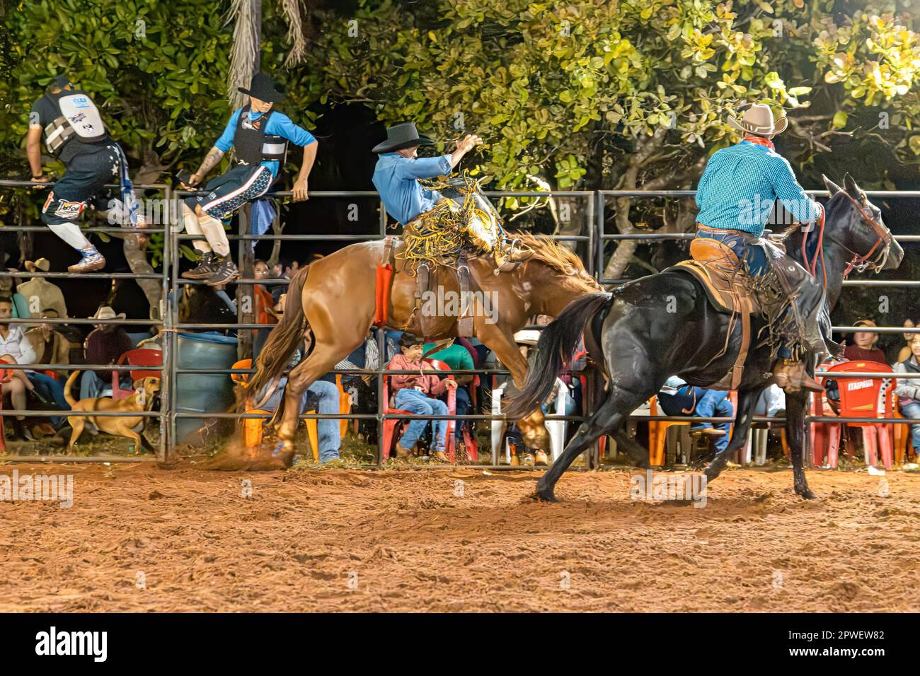 Itaja, Goias, Brazil - 04 22 2023: rodeo event in the horse riding ...