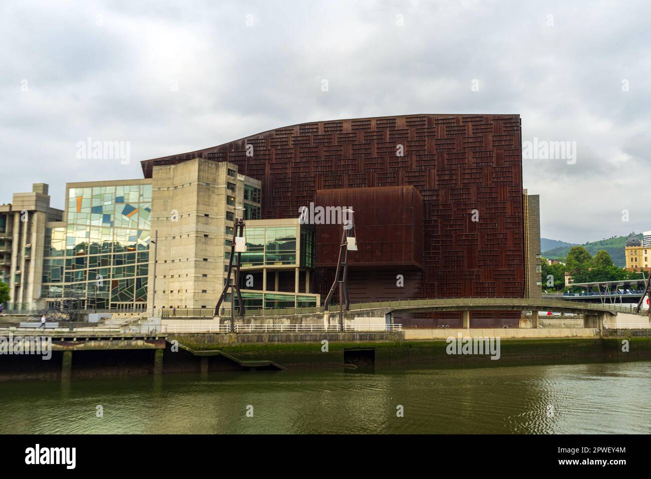Euskalduna conference centre an concert hall hi-res stock photography ...