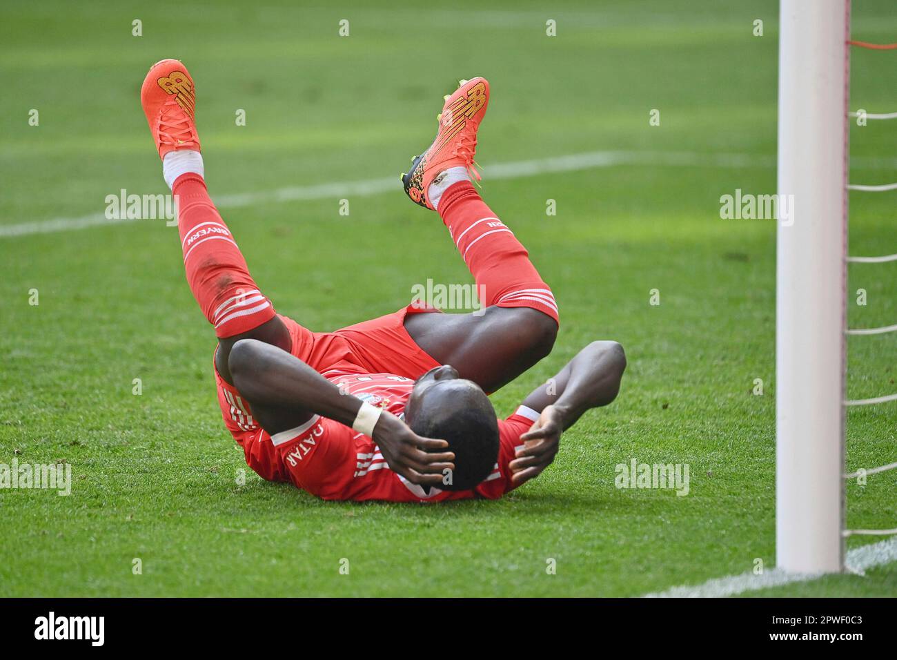 Sadio MANE (FC Bayern Munich), disappointment, frustrated, disappointed ...